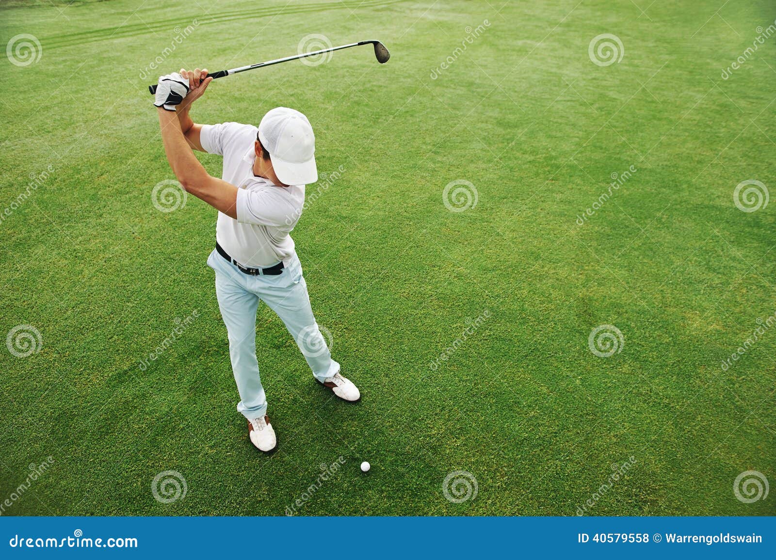 Vert de putt de golf photo stock. Image du loisirs, golfing - 40579558