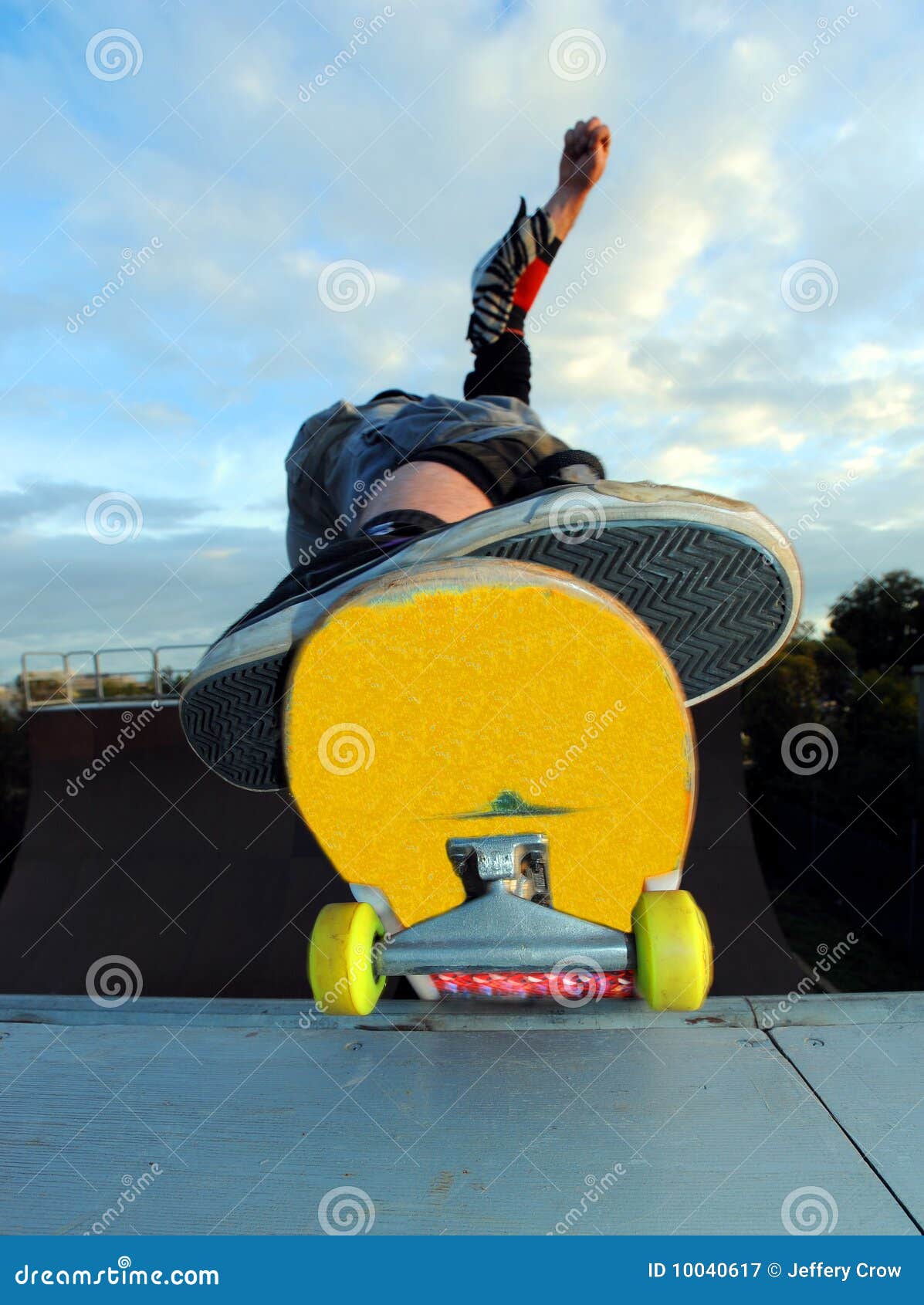 Vert ramp stock image. Image of trick, skateboard, active - 10040617