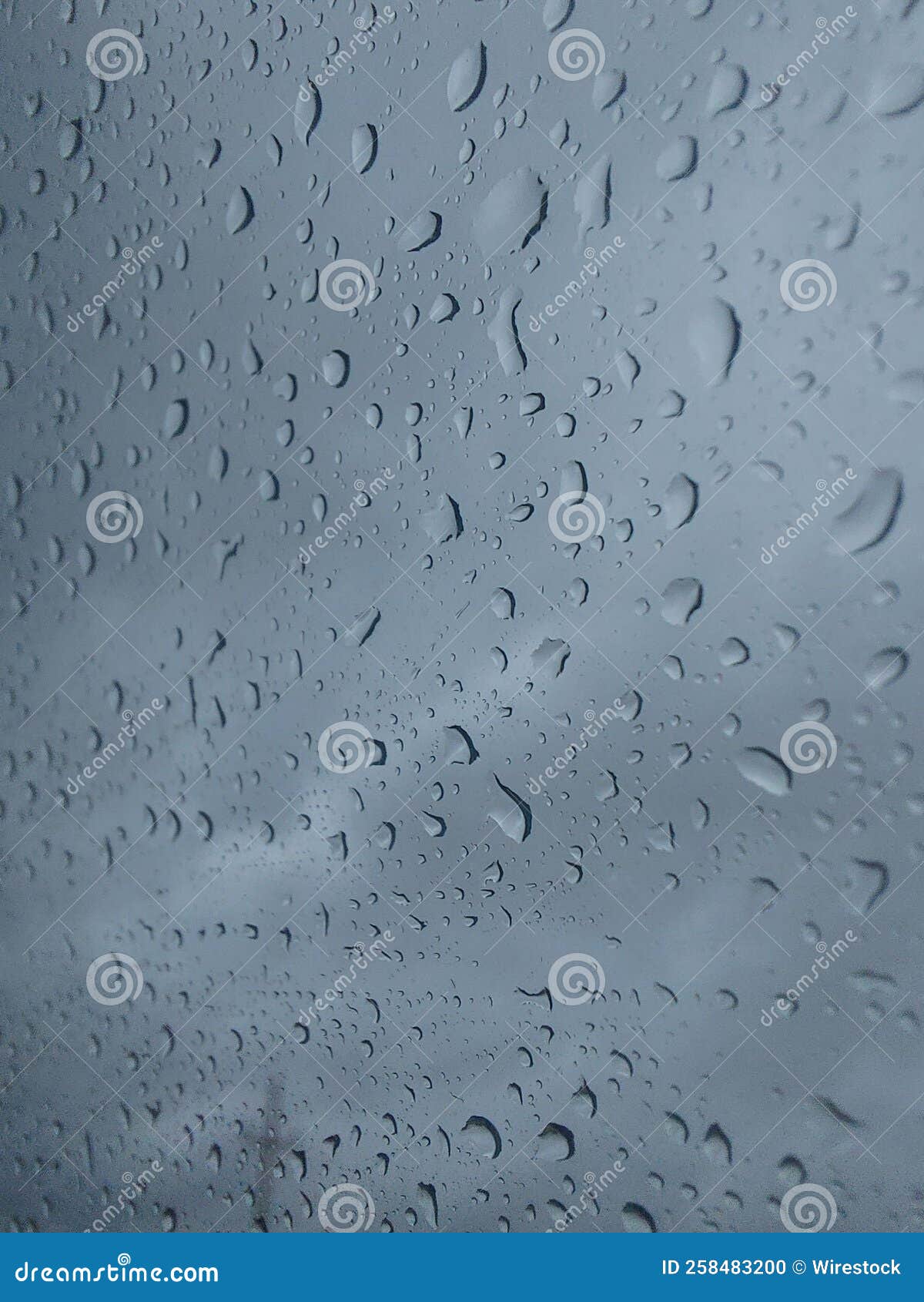 Vertical Closeup of the Water Drops on the Glass. Stock Photo - Image ...