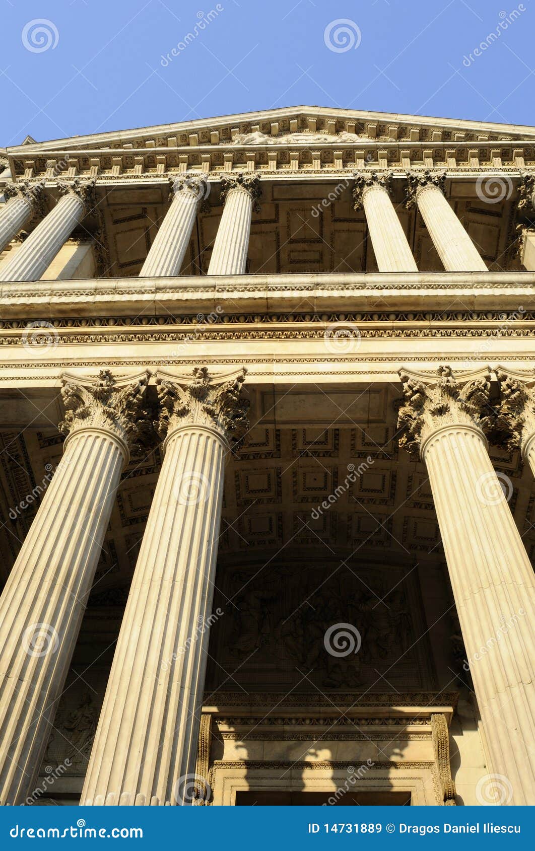 Vertical Columns of Saint Paul S Cathedral Stock Image - Image of ...