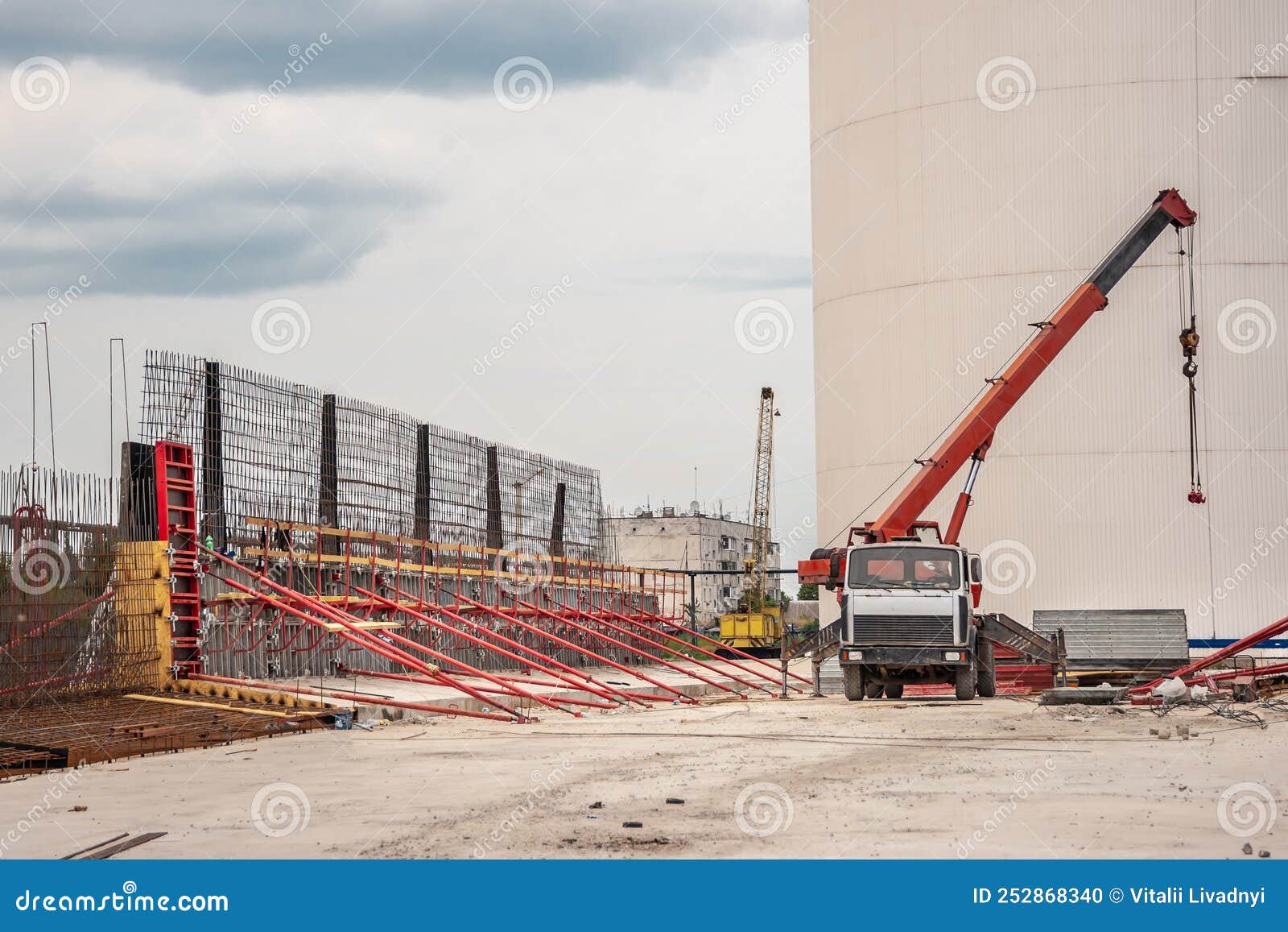 Vertical Formwork in Industrial Stock Photo - Image of clamp, coupler ...