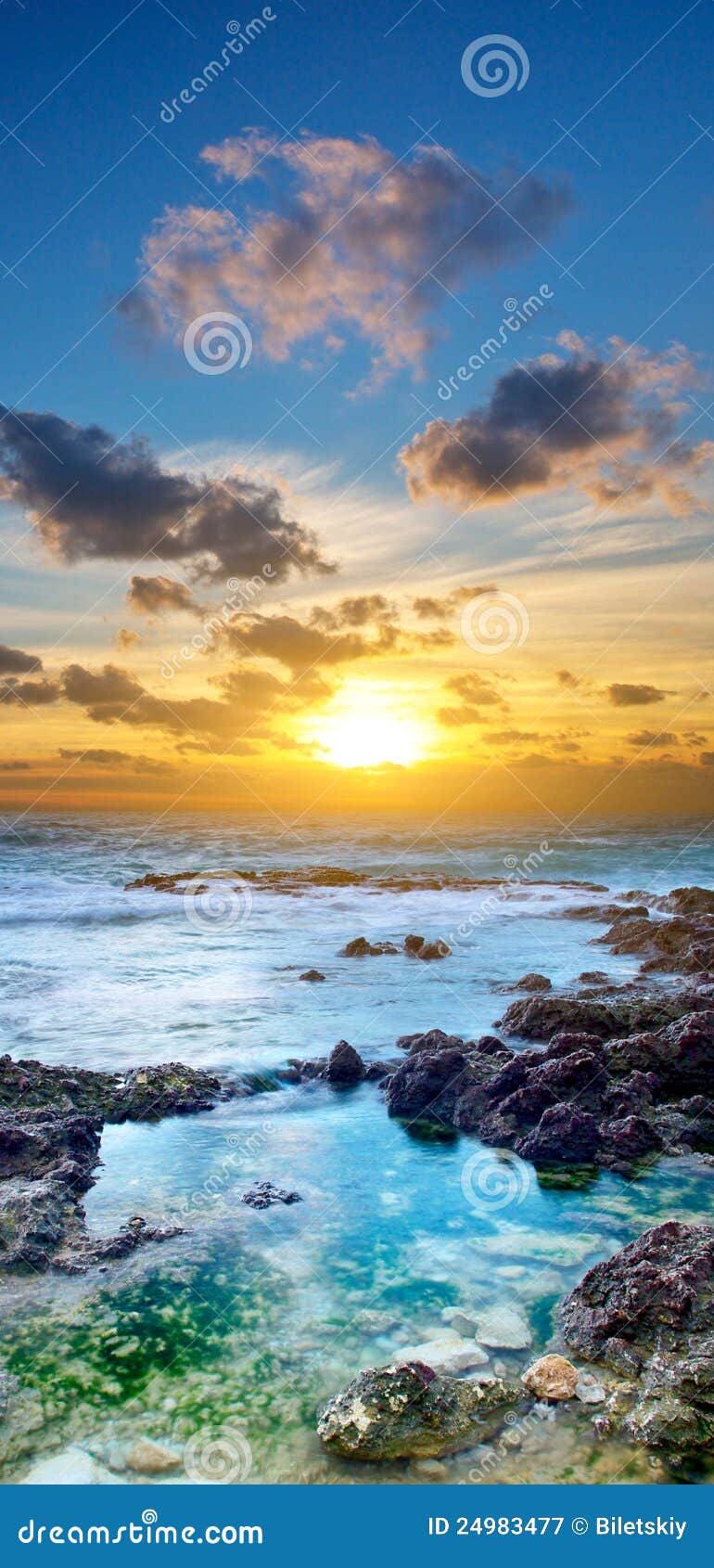 Vertical landscape stock image. Image of dawn, dusk, light - 24983477