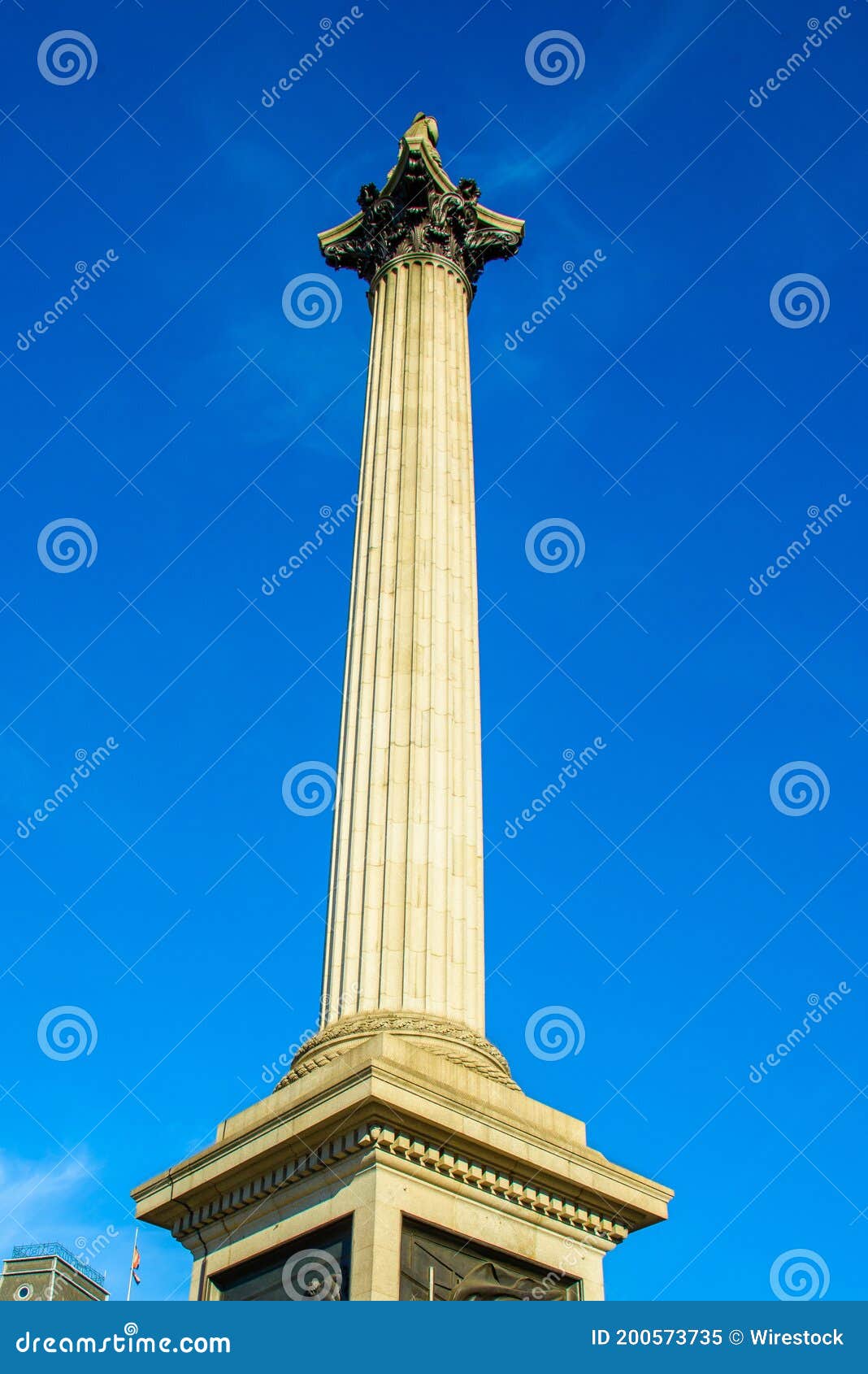 Vertical Low Angle Shot of a Pillar in the Trafalgar Square of London ...