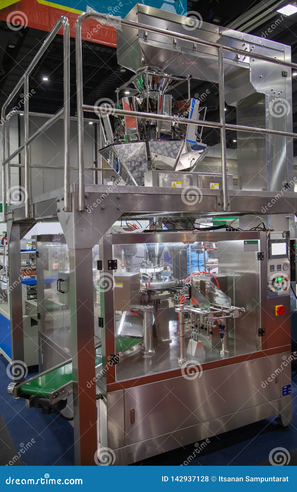 Vertical Multihead Weigher Packaging Machine Stock Photo - Image of ...