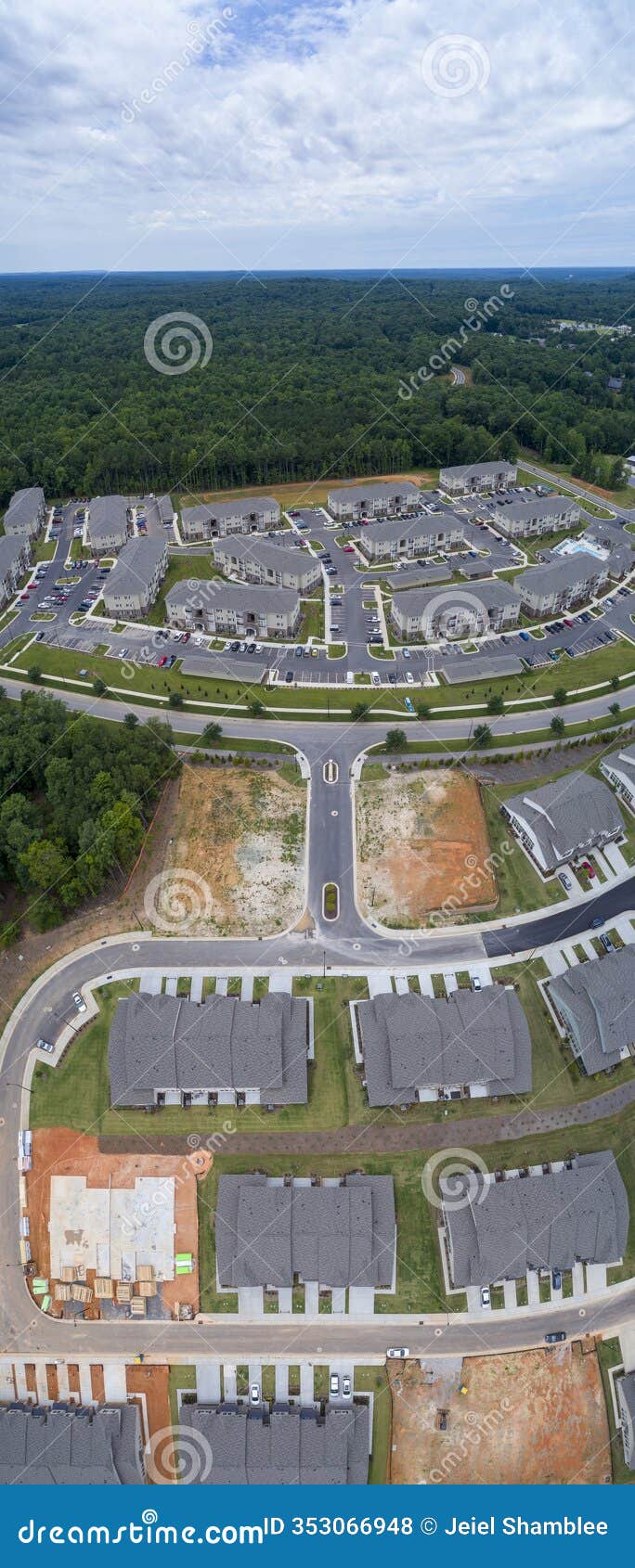 Developing Suburban Neighborhood Stock Photo - Image of horizon ...