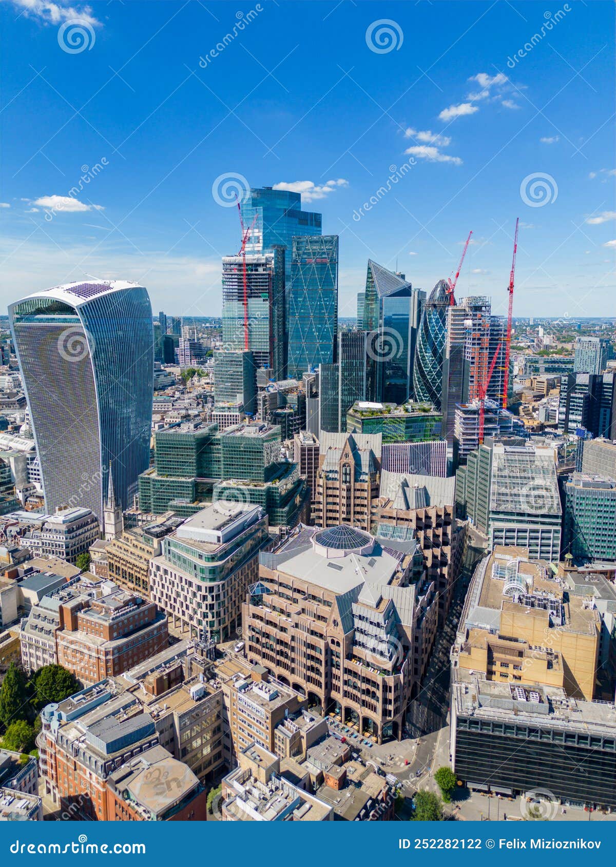 Vertical Photo Downtown London UK Editorial Photography - Image of ...