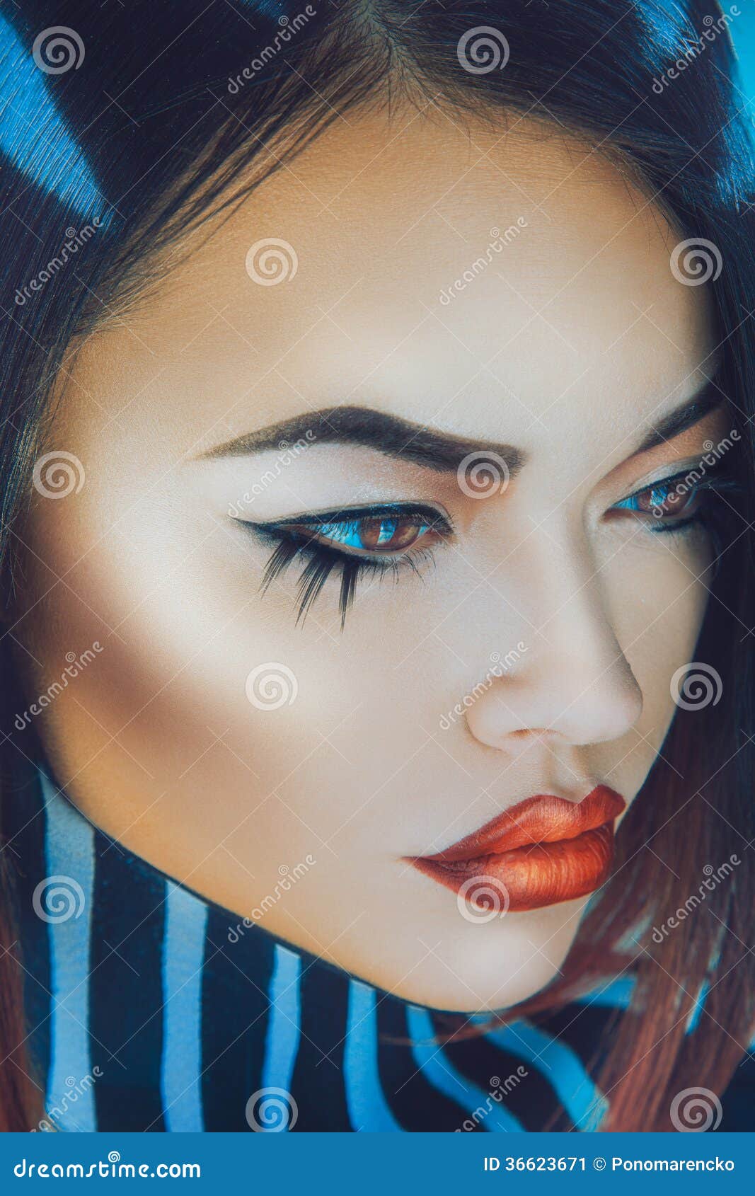 Vertical Portrait of Gorgeous Fashion Model Stock Image - Image of ...