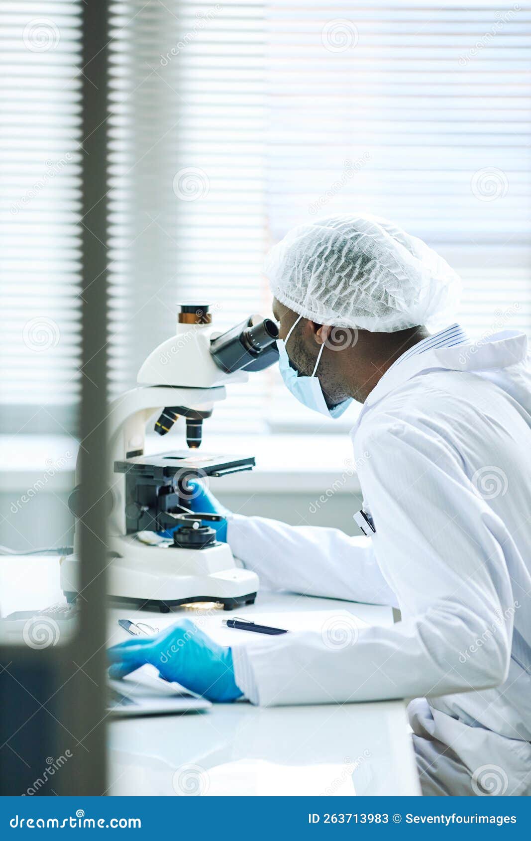 Male Scientist Using Microscope In Lab Stock Image Image Of Cure