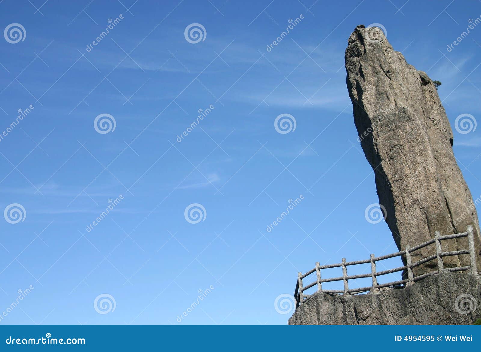 Vertical rock formation stock image. Image of trail, rock - 4954595