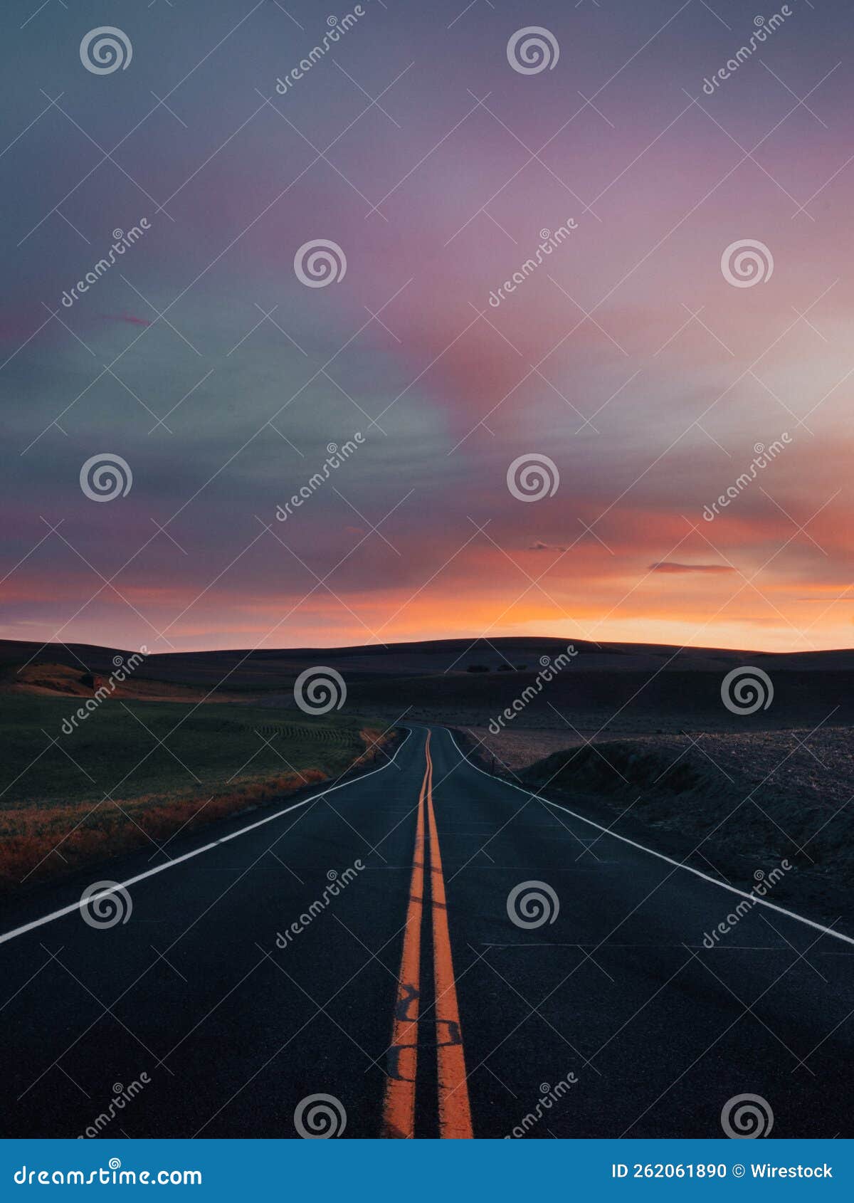 Vertical Shot of a Curvy Highway during the Sunset in Palouse ...
