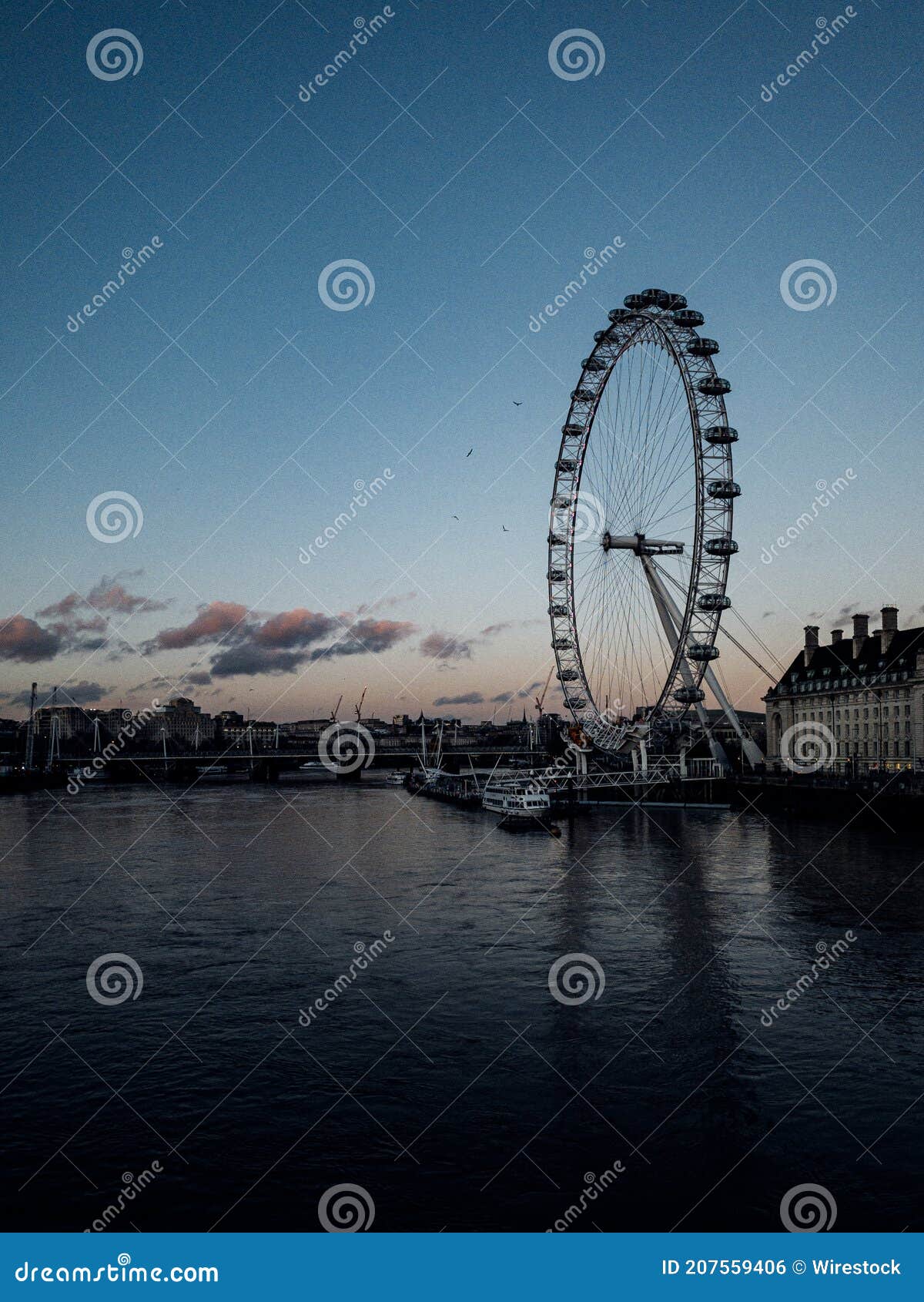Vertical Shot of the London Eye at Sunset Editorial Photo - Image of ...