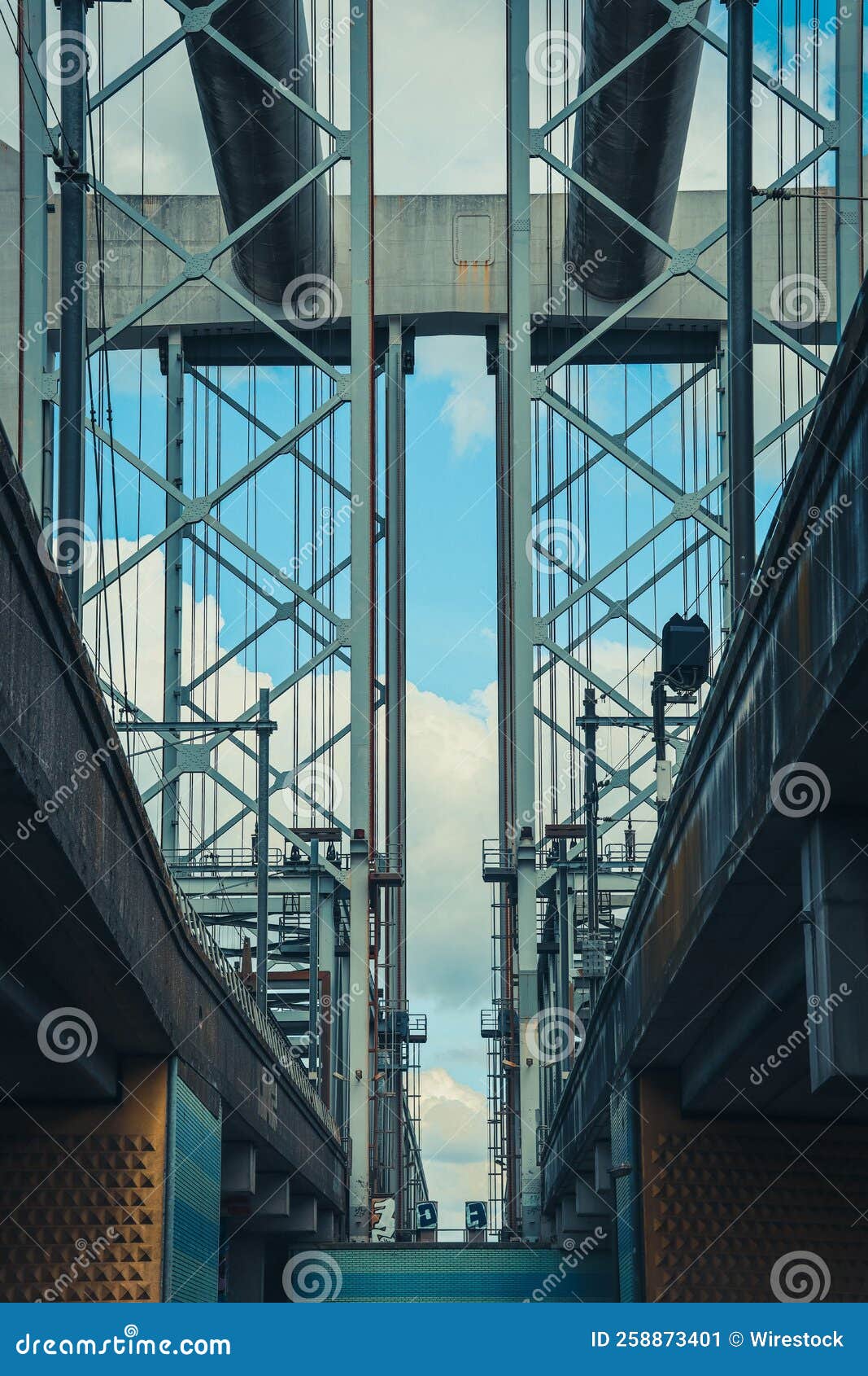 Vertical of a Symmetric Metallic Bridge Stock Image - Image of metallic ...