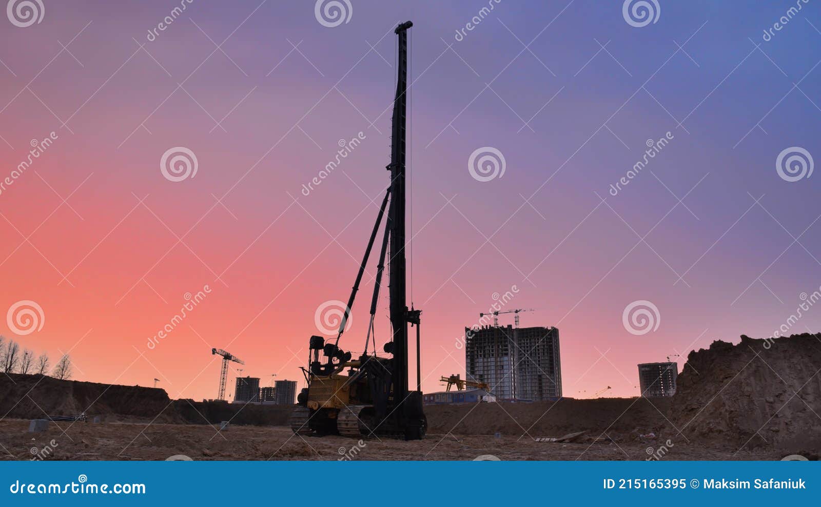 Vertical Tamrock Pile Foundation Drilling Machine. Drill Rig at ...