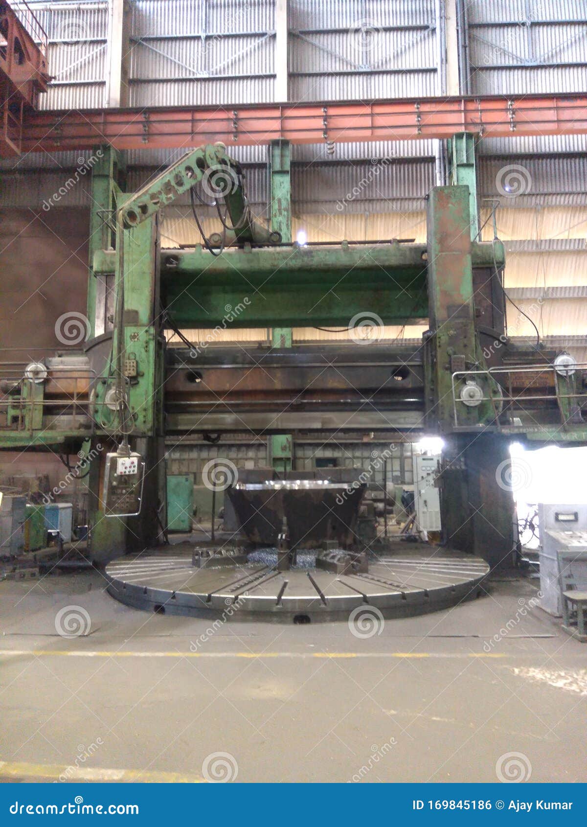 The Vertical Turning Boring Machine Stock Photo - Image of biggest ...