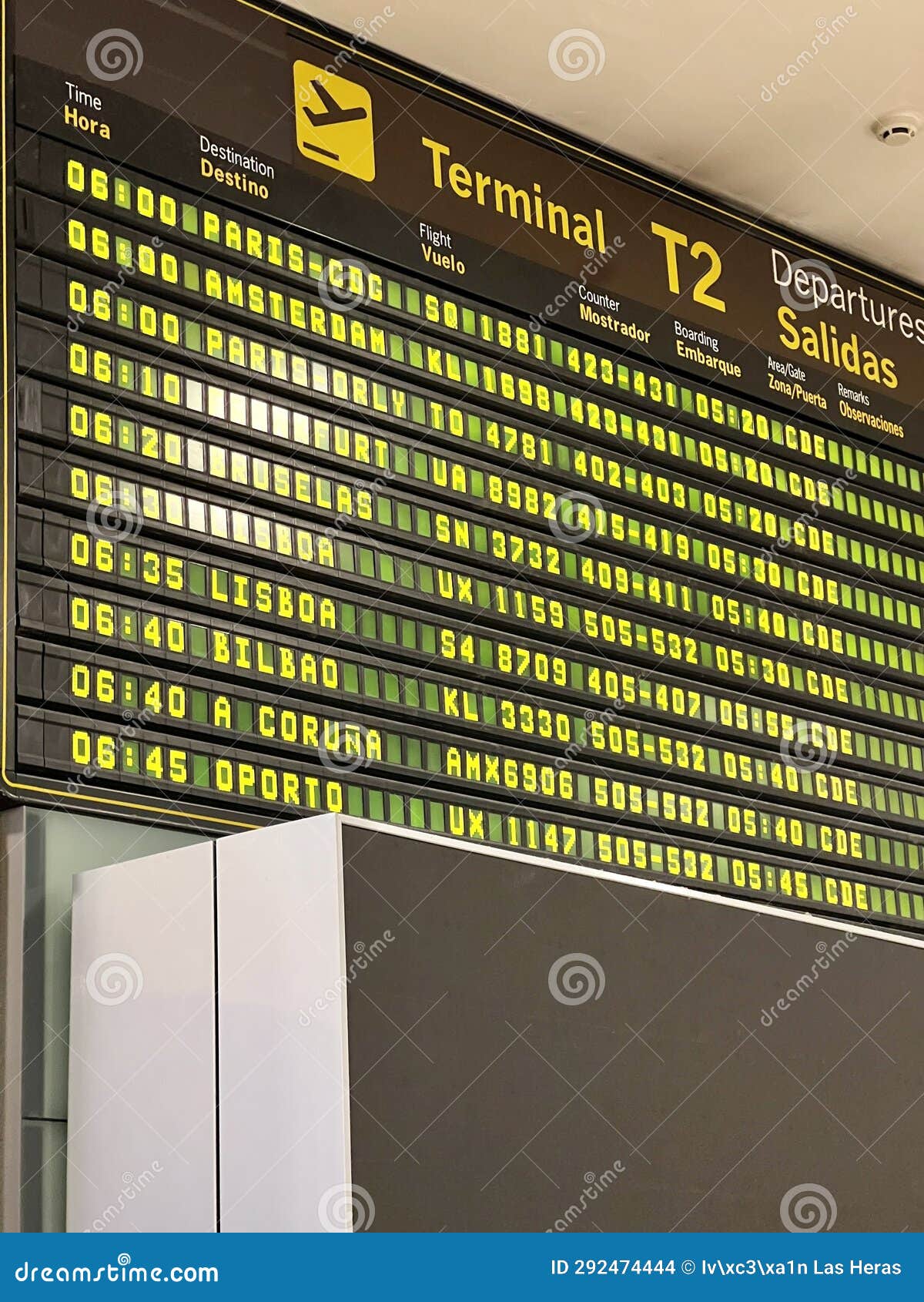 Vertical View of an Airport Flight Information Panel Editorial Stock ...