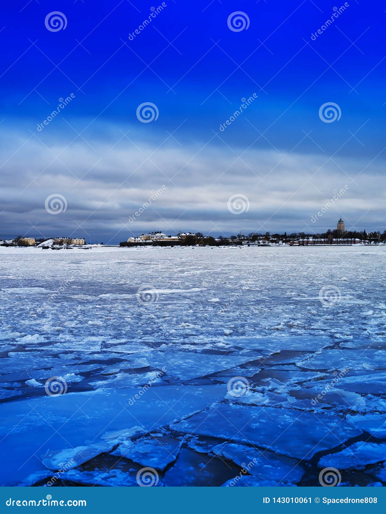 Vertical Vivid Ice on Finland Lake Landscape Background Backdrop Stock ...