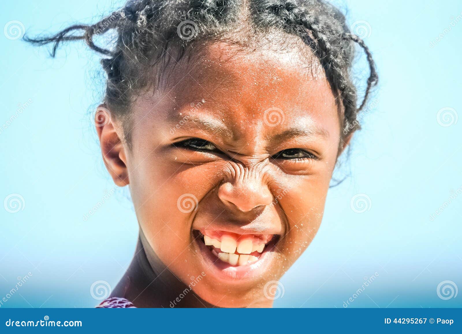 Verticale D'une Fille Malgache Photographie éditorial - Image du ...