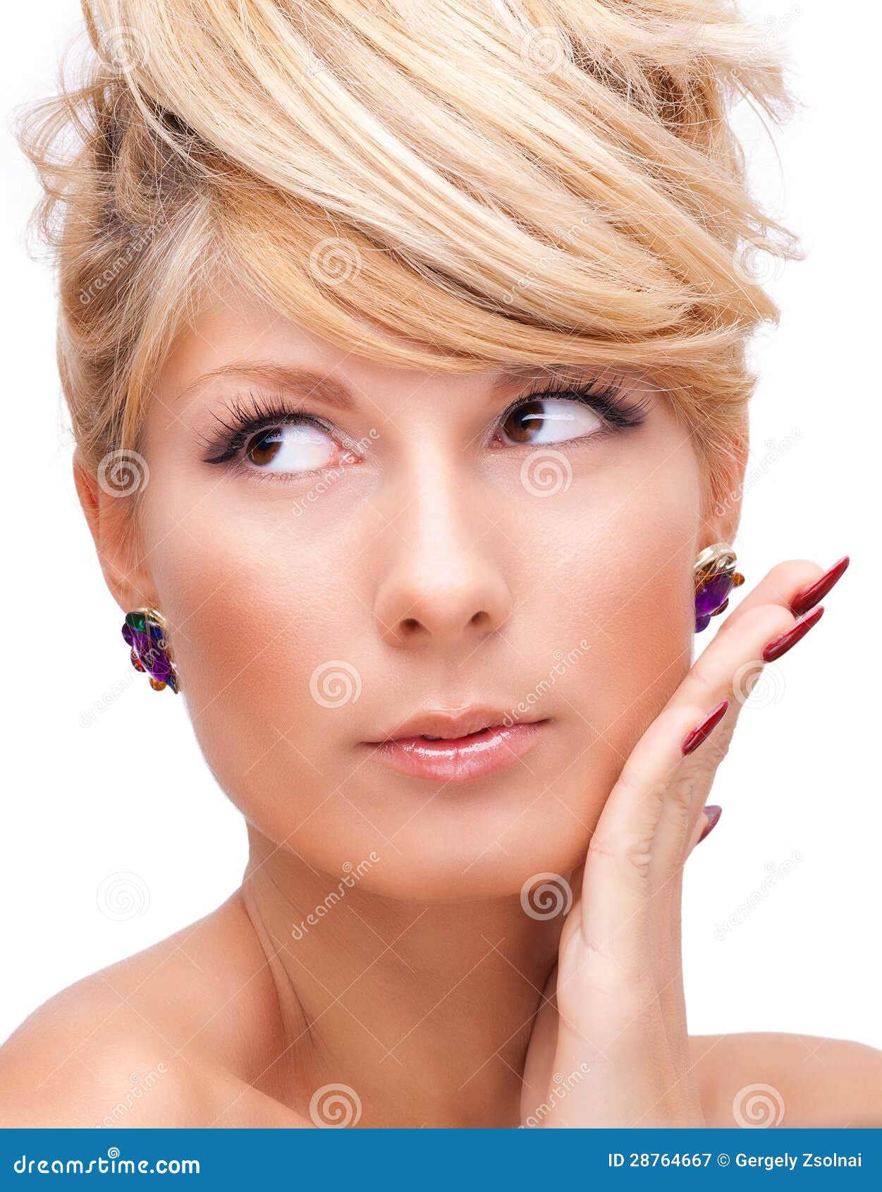 Verticale De Belle Fille Blonde Image Stock Image Du Peau Fermer