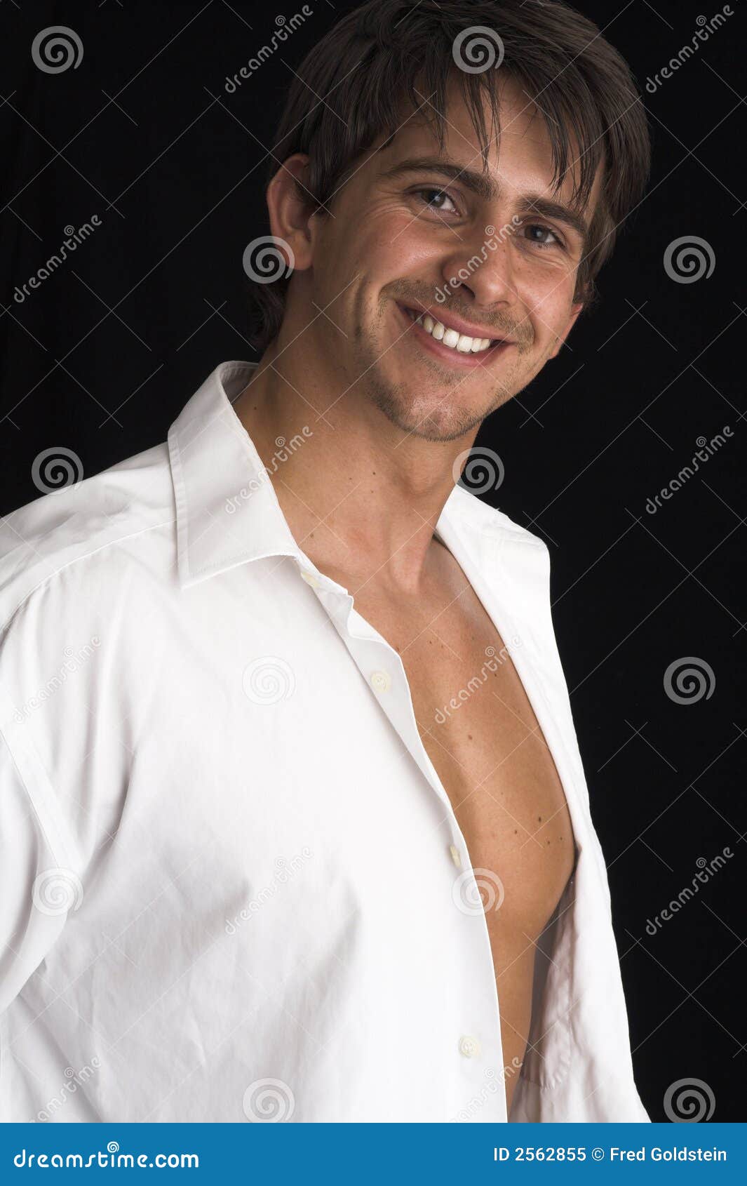 Verticale De La Position De Jeune Homme Image stock - Image du mode ...