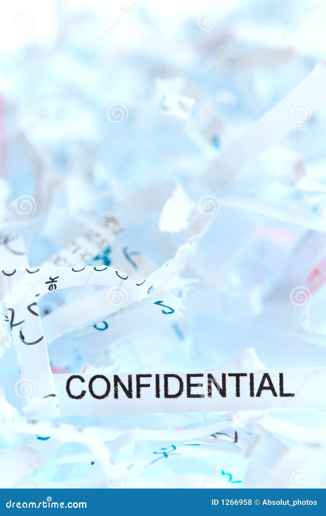 Vertrouwelijkheid stock foto. Image of huisvuil, schroot - 1266958