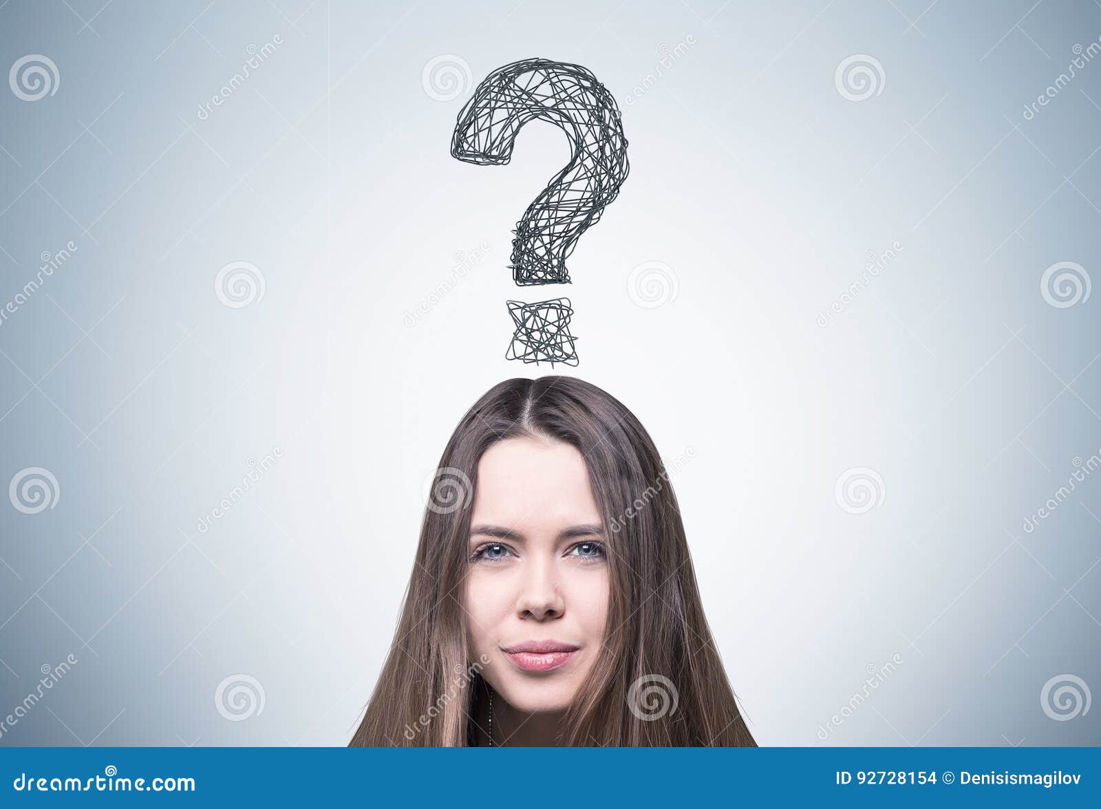 Verward Vrouw En Vraagteken Stock Foto - Image of optie, sluit: 92728154