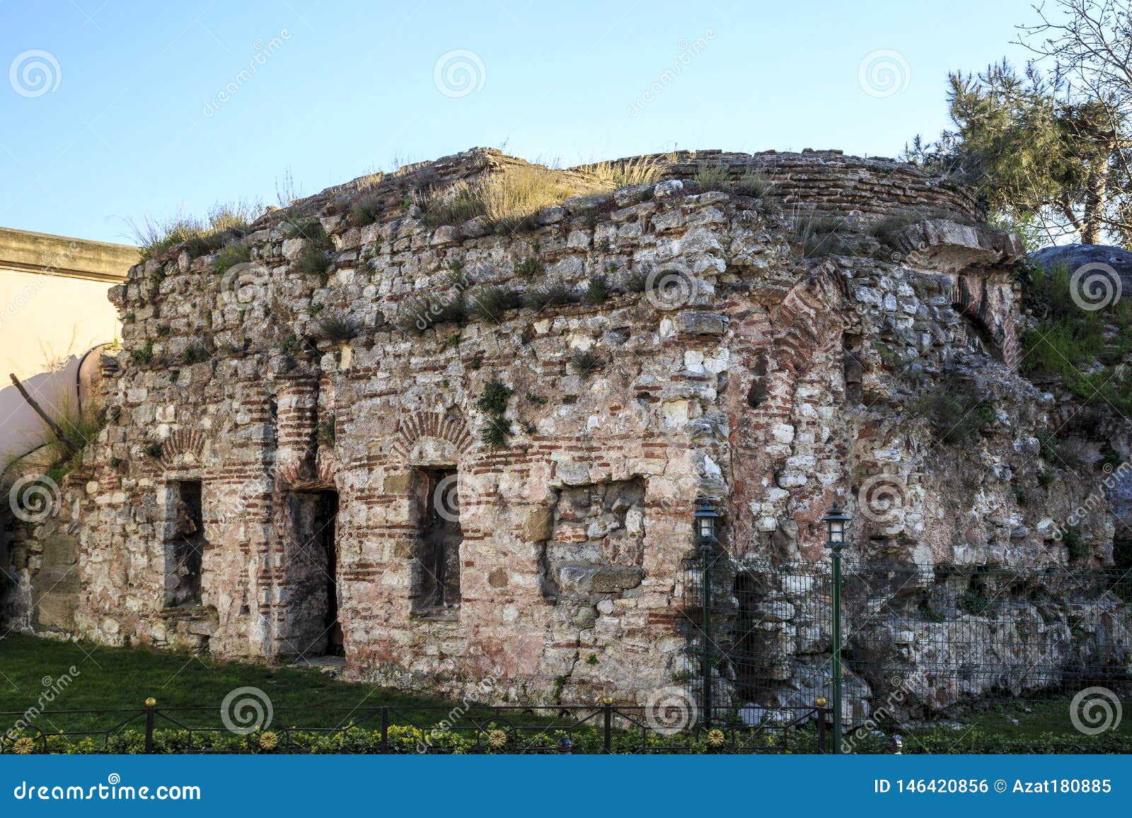 Very Ancient Dilapidated Building in Istanbul Stock Photo - Image of ...
