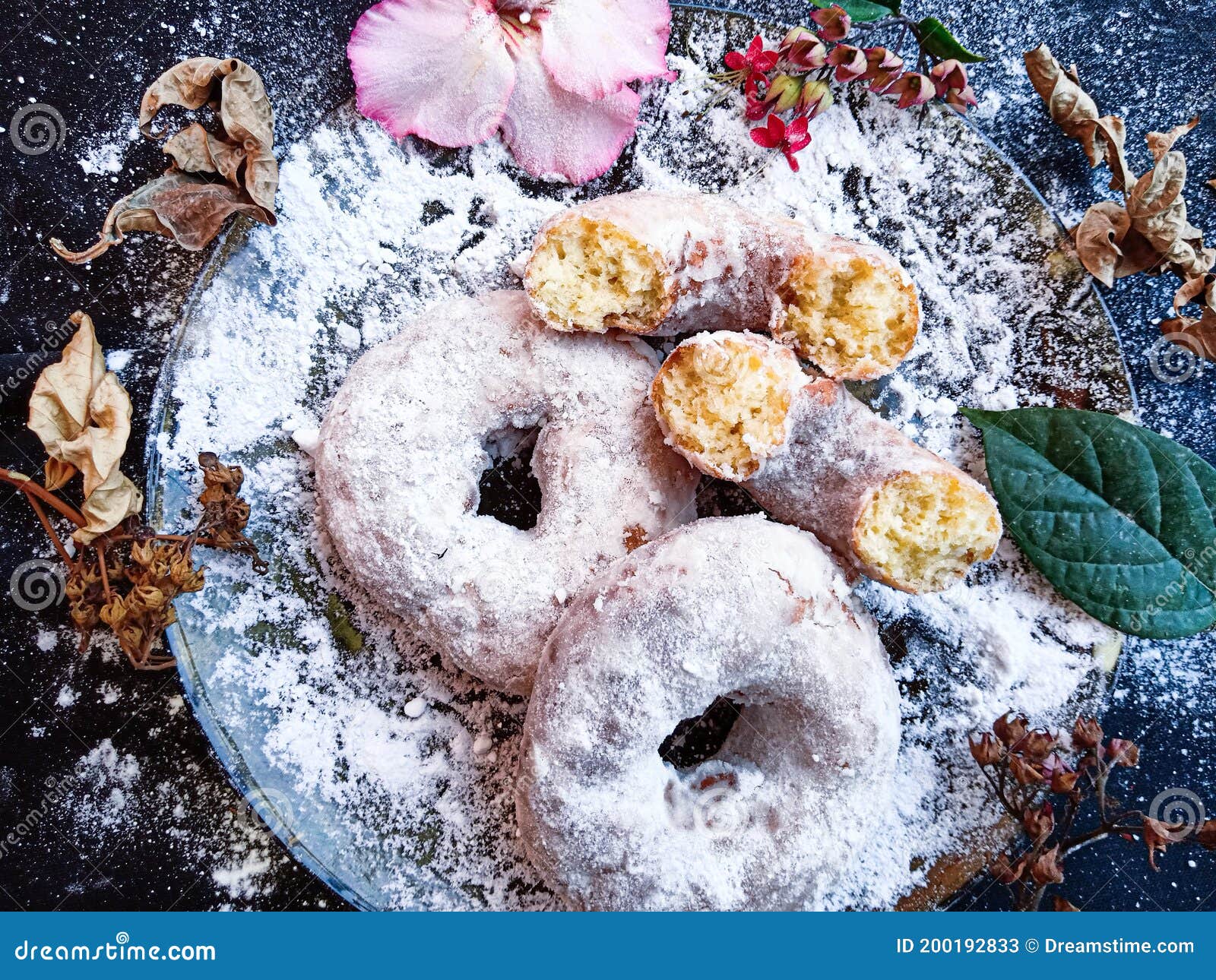 Beautiful Donuts Aesthetic Donuts Stock Photos - Free & Royalty-Free ...