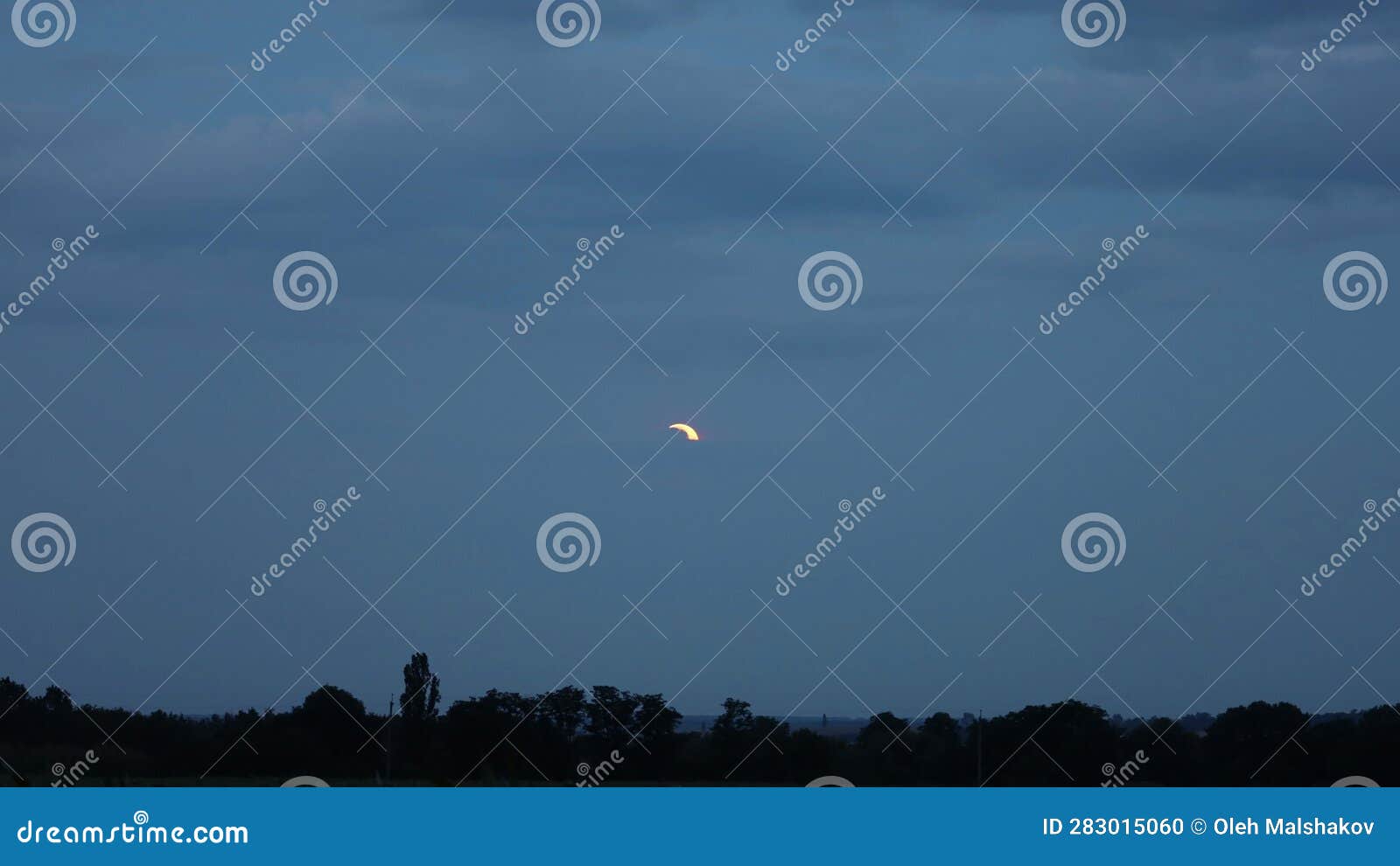 Very Beautiful Full Moon Sunrise 4k Stock Footage - Video of bright ...