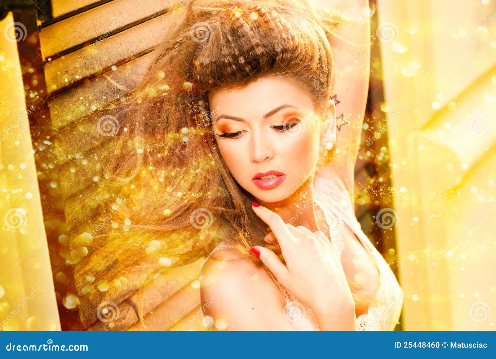 Very Beautiful Model Wearing Gold Make-up Stock Photo - Image of ...