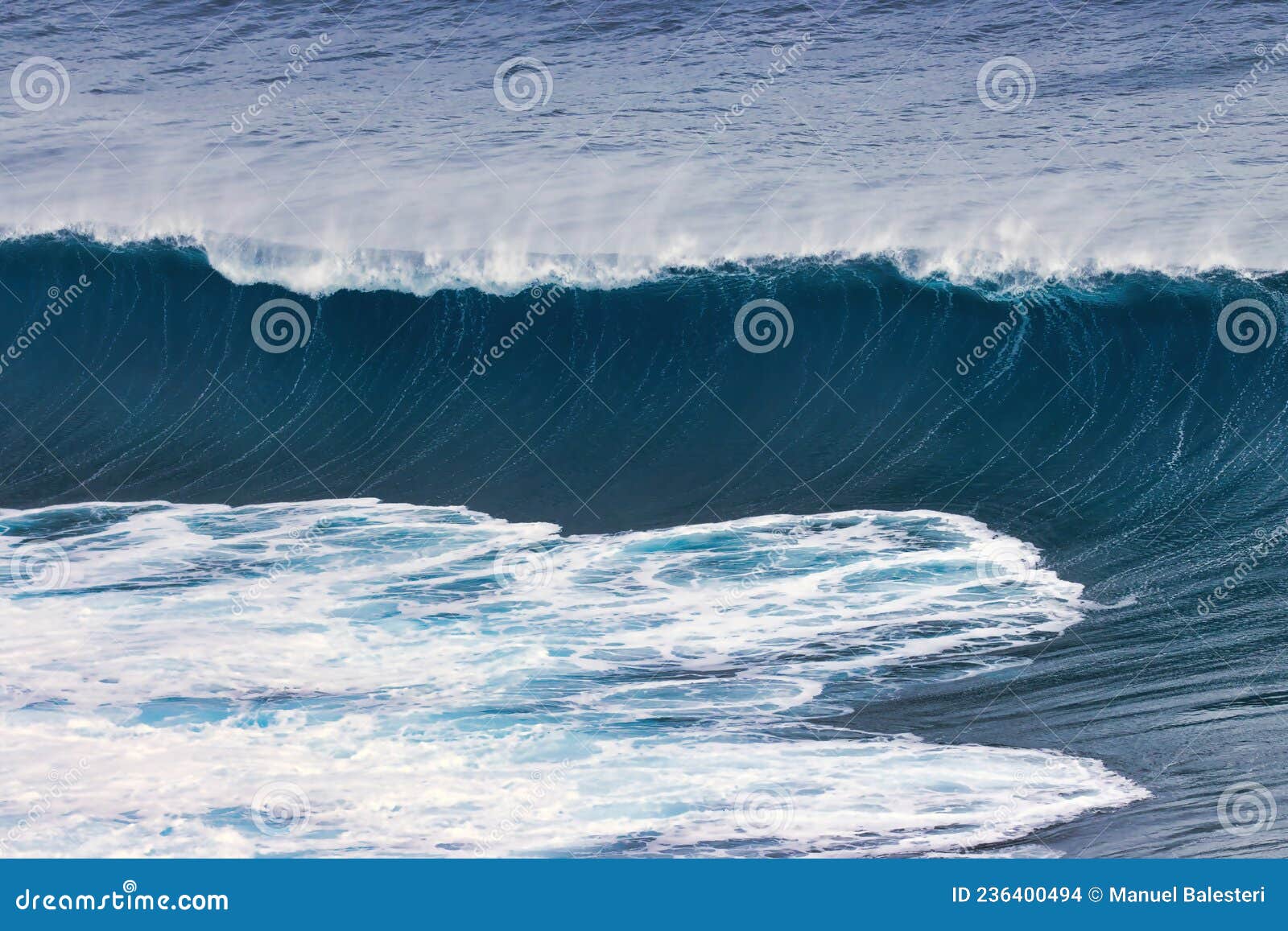 Very Large Cresting Wave Breaking on Maui. Stock Photo - Image of ...