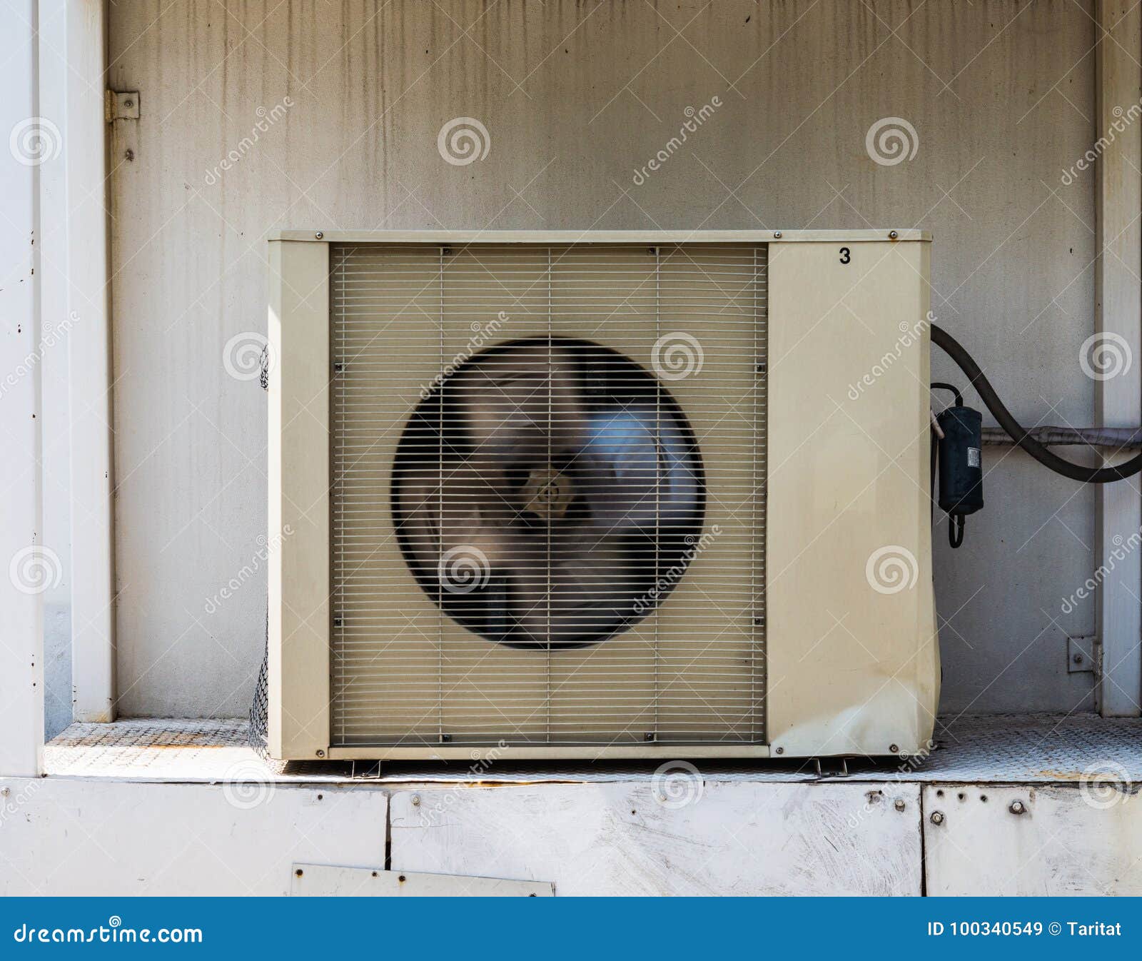 Old Air Condition Compressor Cooling Machine Stock Image - Image of ...