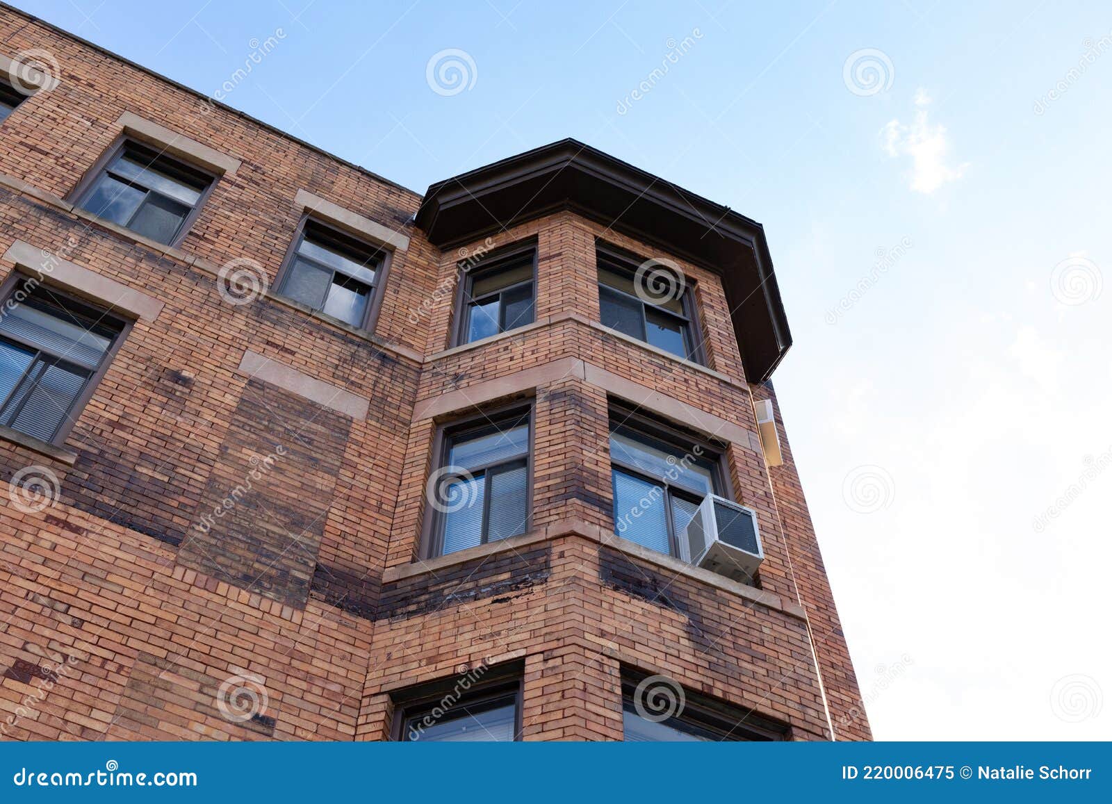 New Replacement Windows And Details Modernize An Old Brick Commercial ...