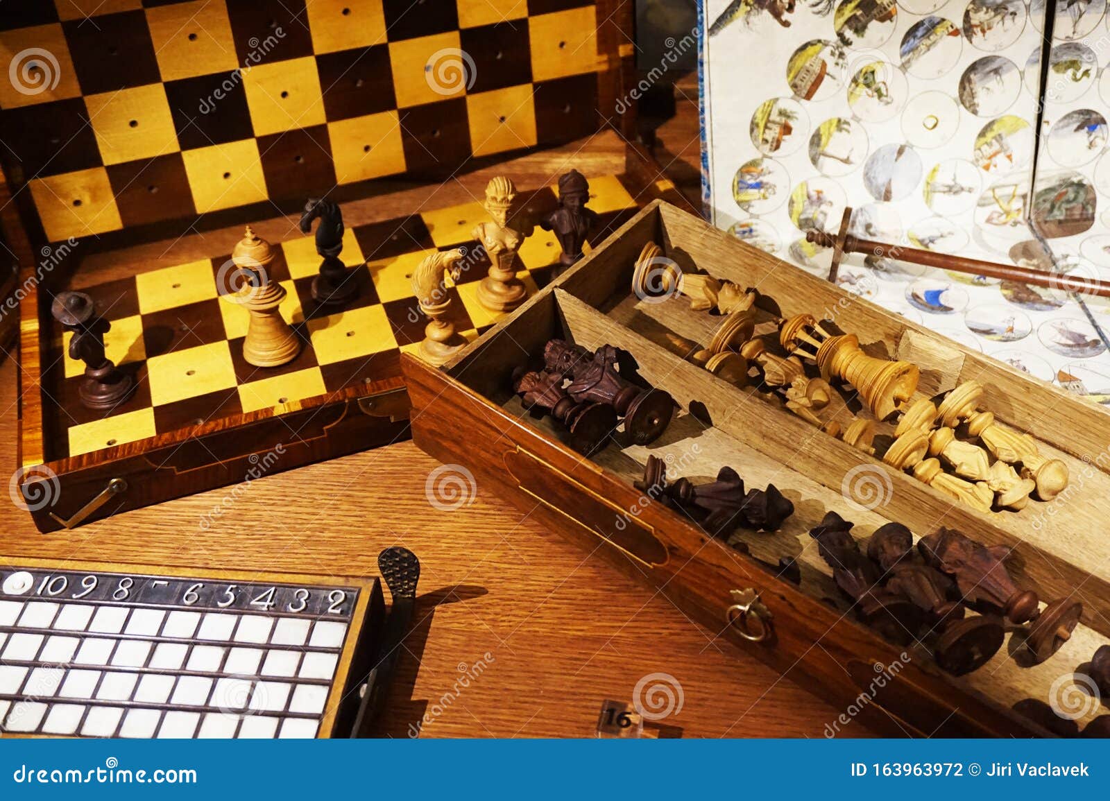 Very old chess game stock photo. Image of battle, queen - 163963972