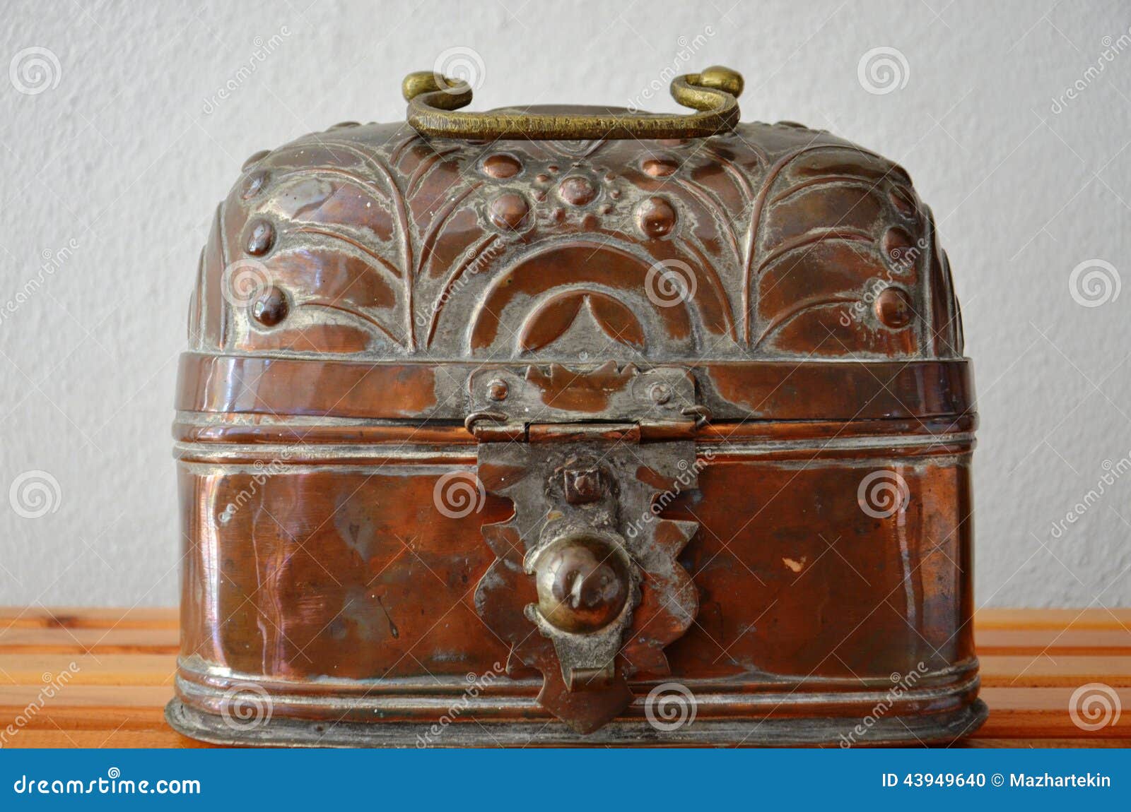 Very old copper box stock photo. Image of stove, istanbul - 43949640
