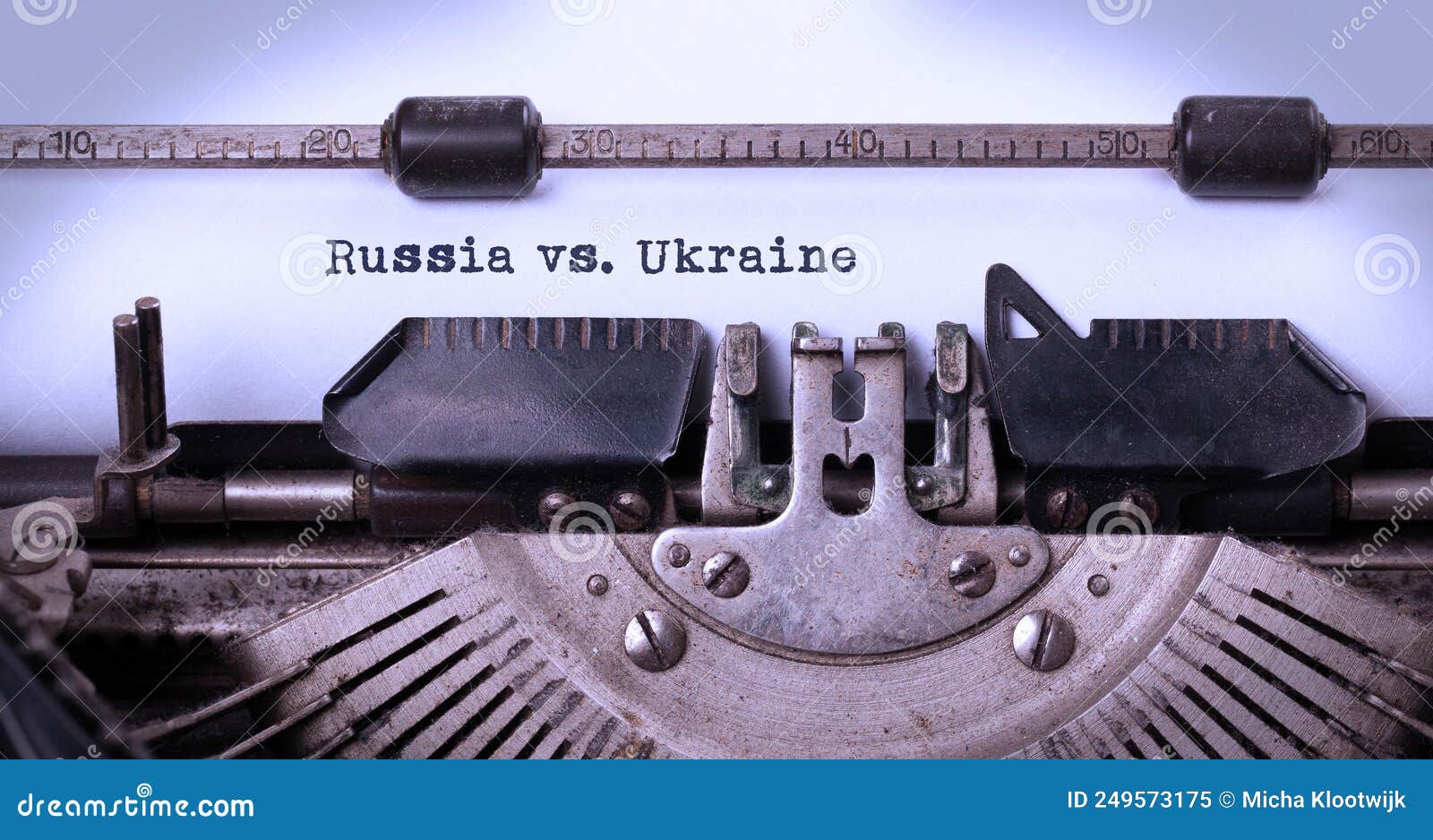 Old Typewriter with a Clear Message: Stop the War Stock Image - Image ...