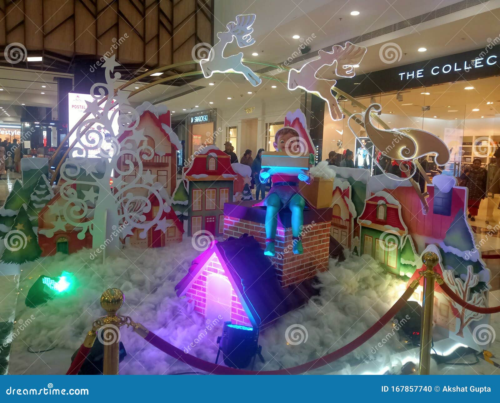 A Very Unique Image in a Mall Editorial Image - Image of chandigarh ...