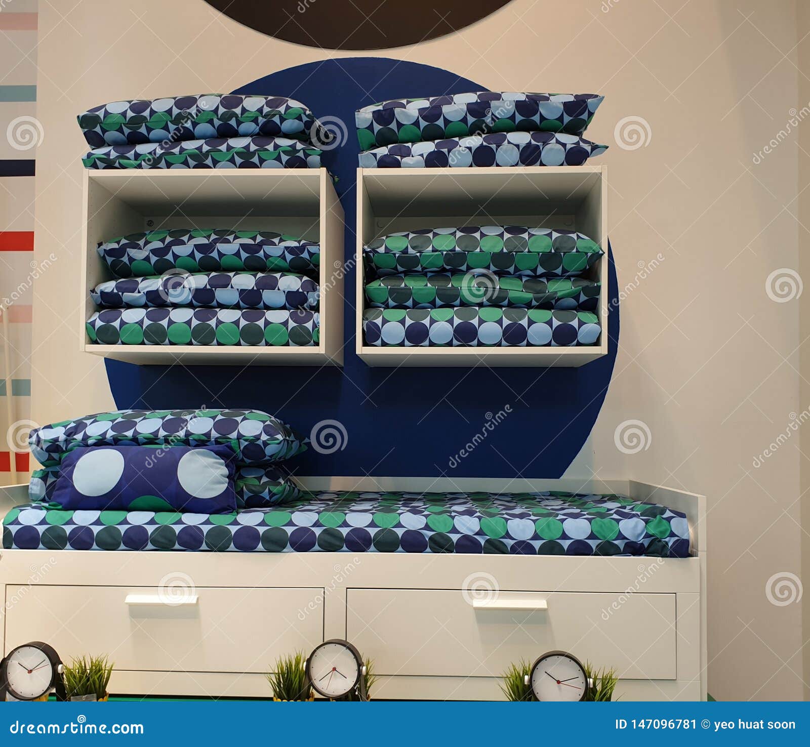 The Very Unique Interior that Makes the Home Looks Extremely Elegant ...