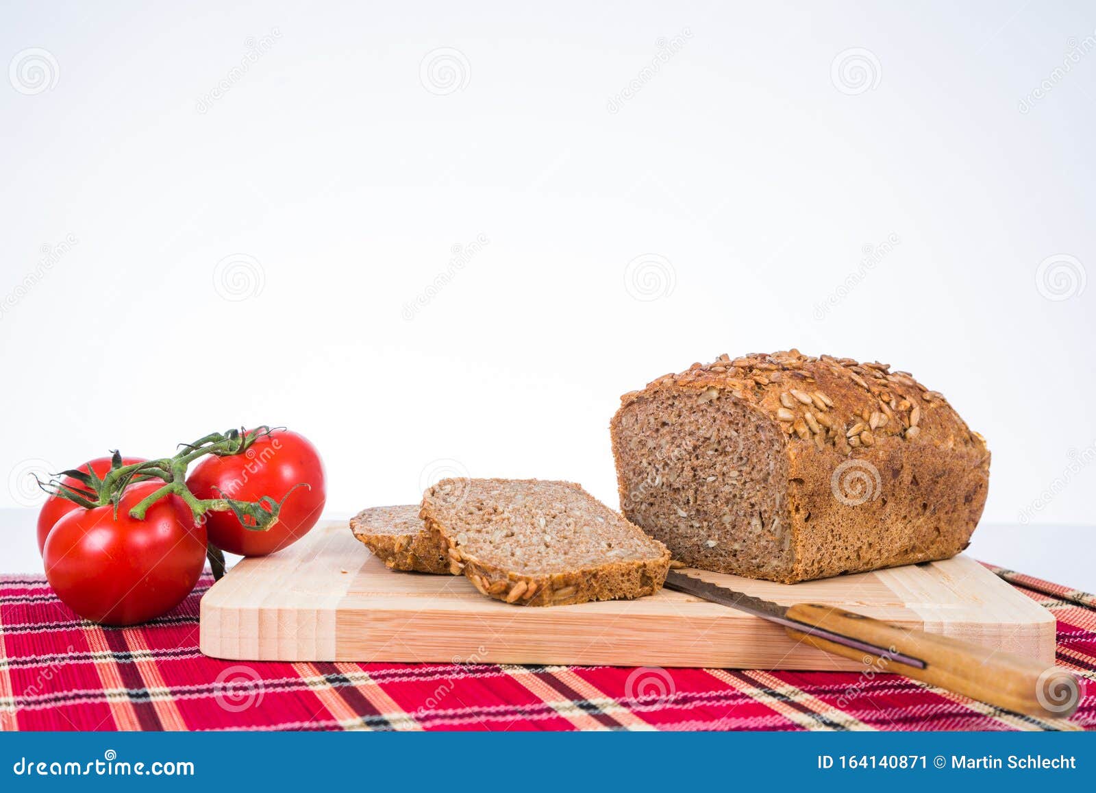 Vesper bread gets sliced stock image. Image of healthy - 164140871