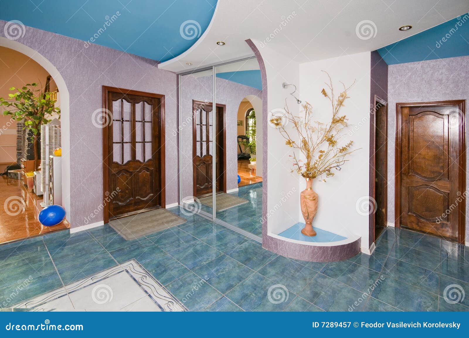 Vestibule(Hall) a Cottage Room. Stock Image - Image of ceramic, ceiling ...