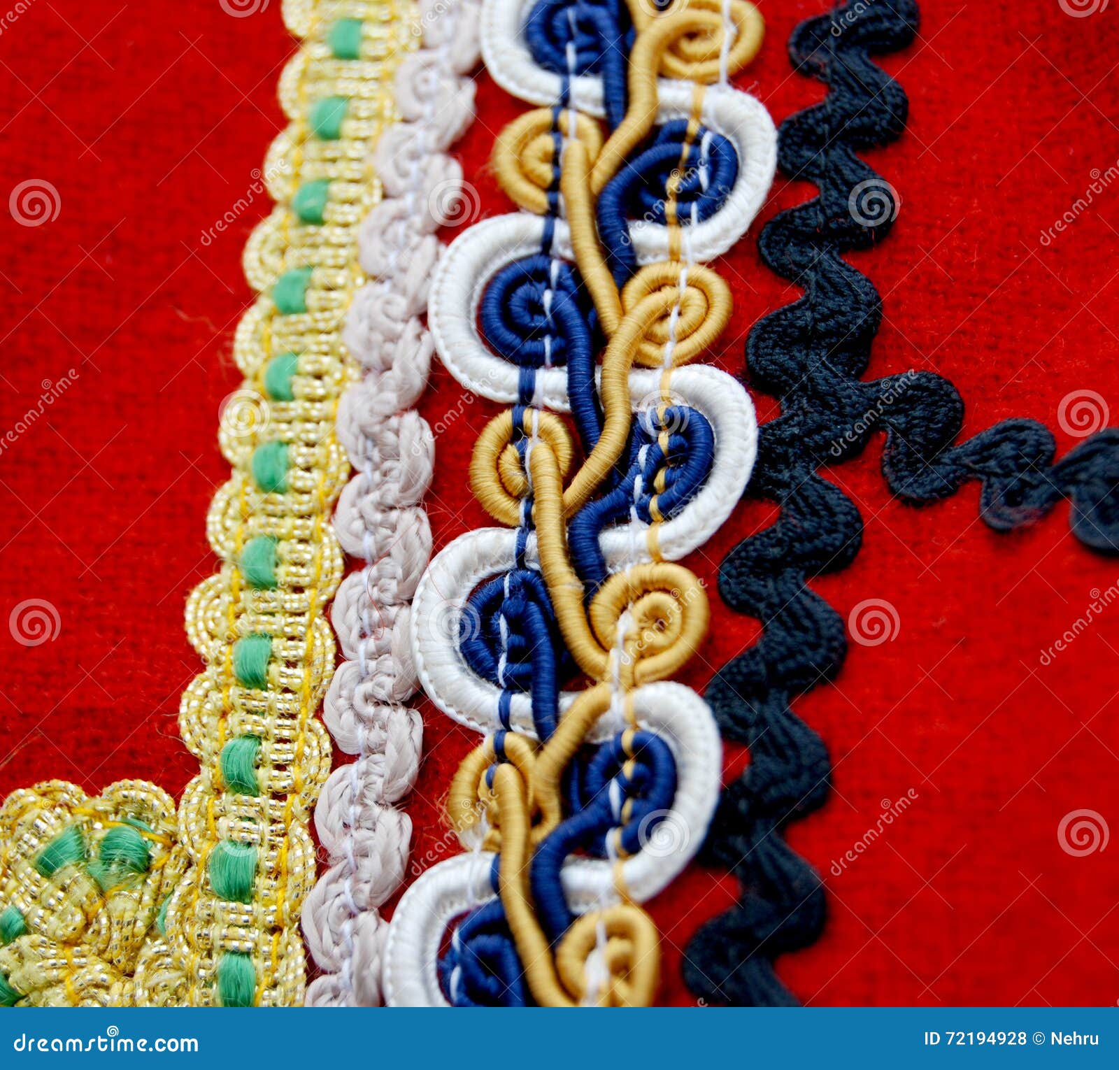 Vestiti Macedoni Tradizionali Fotografia Stock - Immagine di macedonia ...