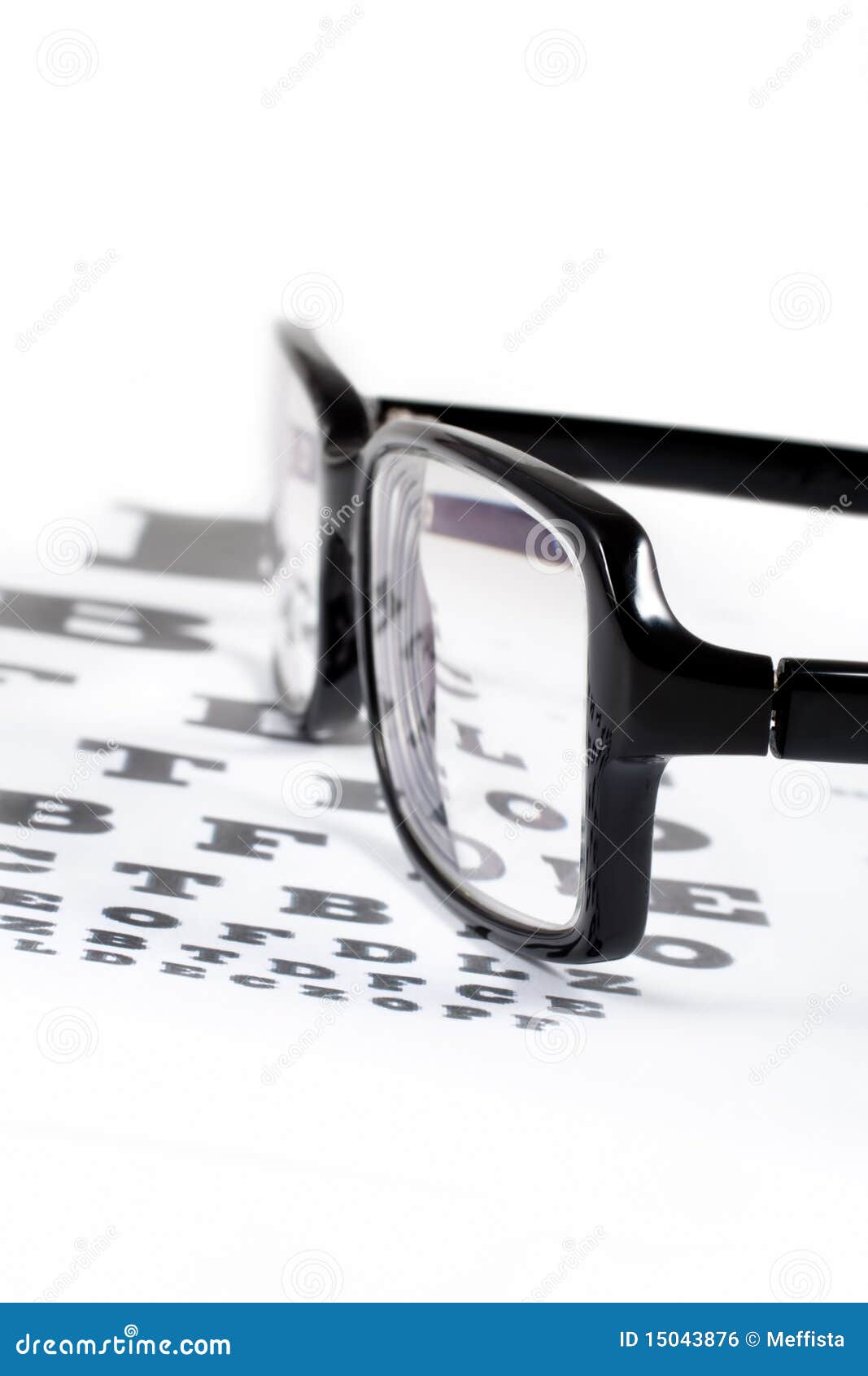 Vetri Con La VERIFICA Della TABELLA DELLA VISTA Fotografia Stock ...