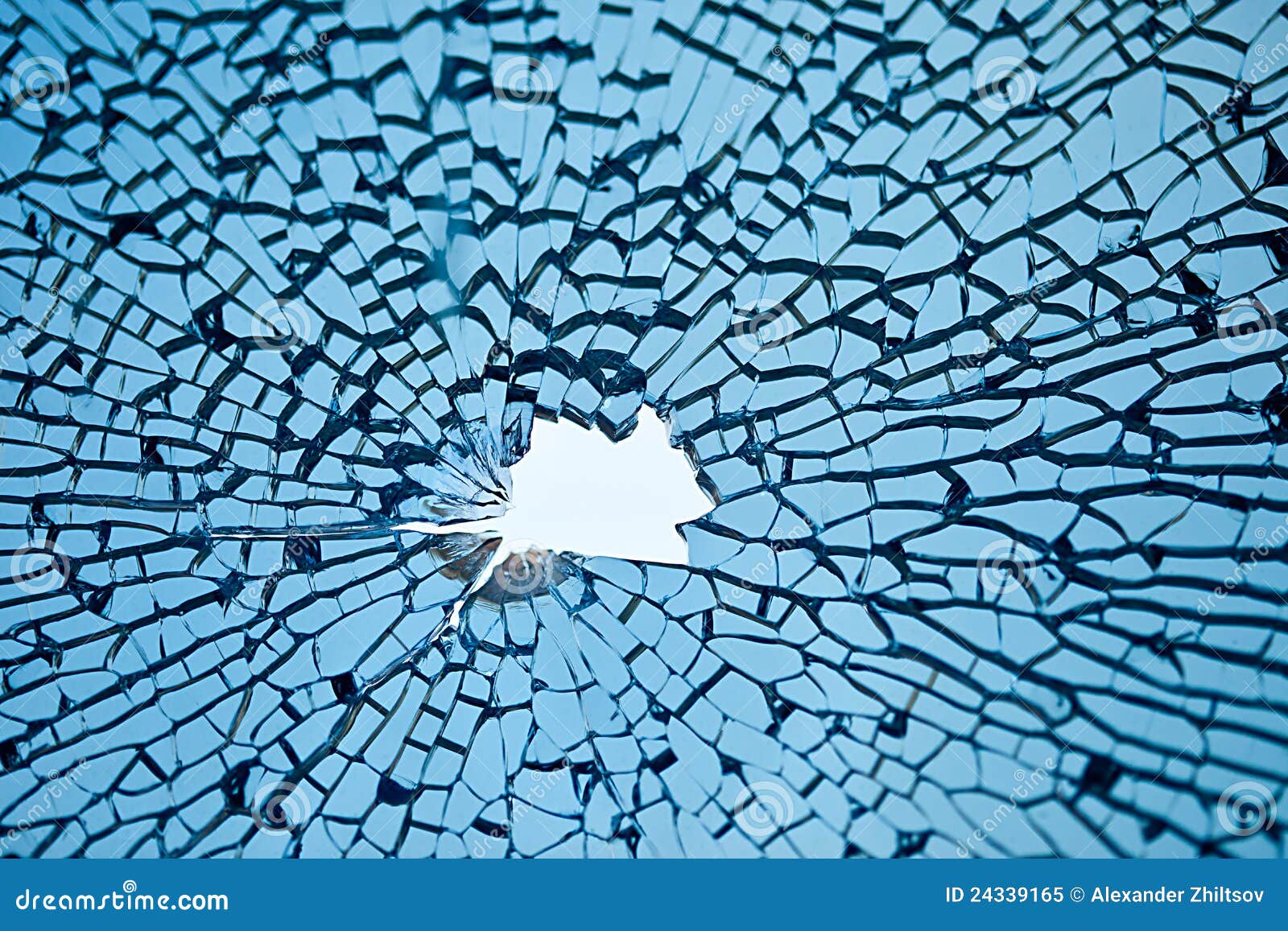 Vetro rotto immagine stock. Immagine di ruvido, demolito - 24339165