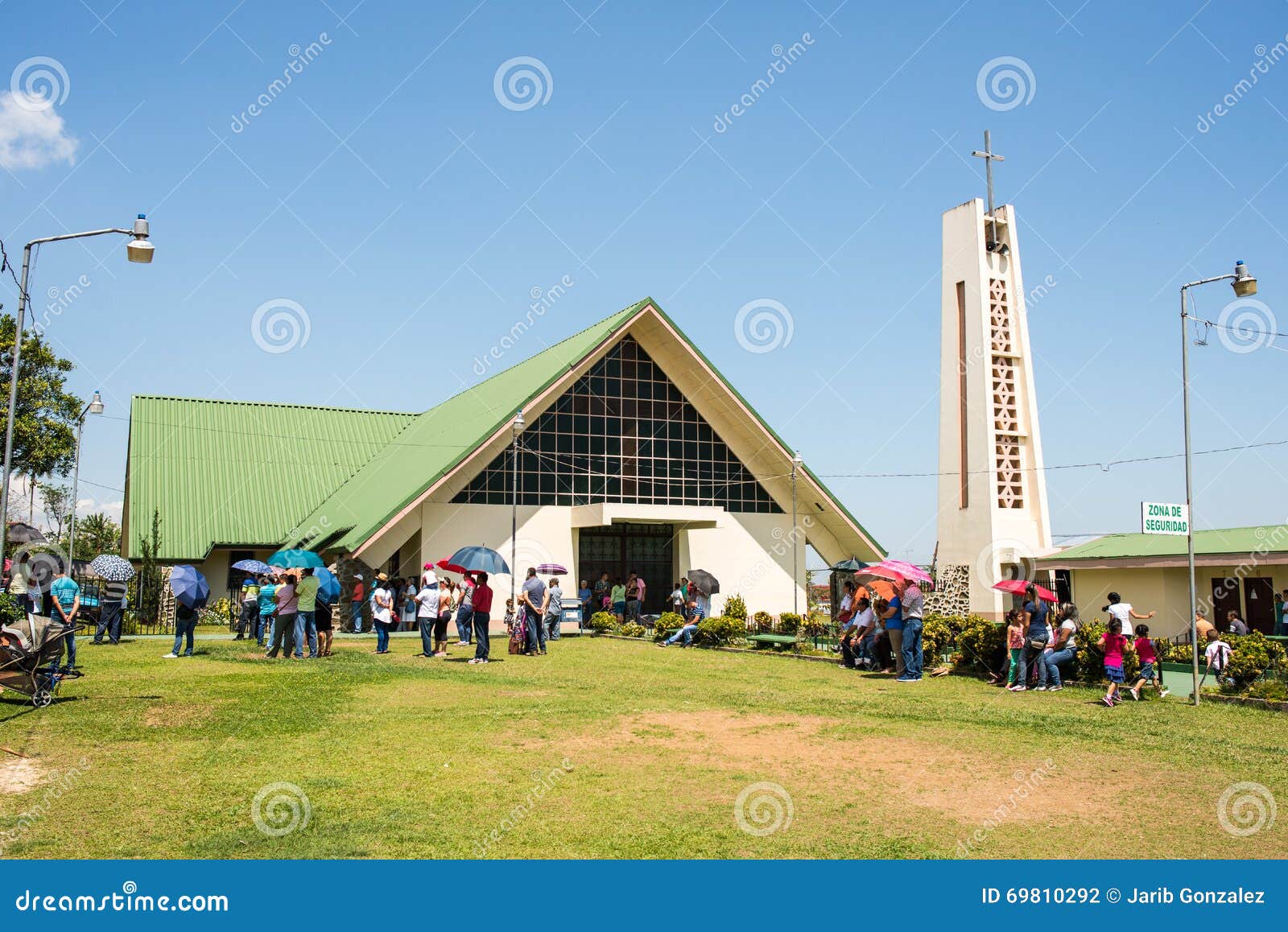 Via Crucis Celebration / San Vito Catholic Church Editorial Photography ...