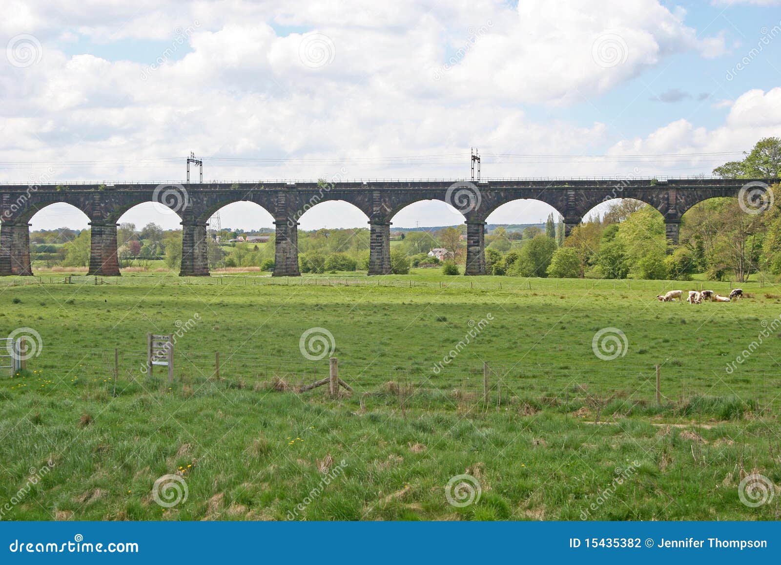 Viaduct stock photo. Image of england, pillar, meadow - 15435382