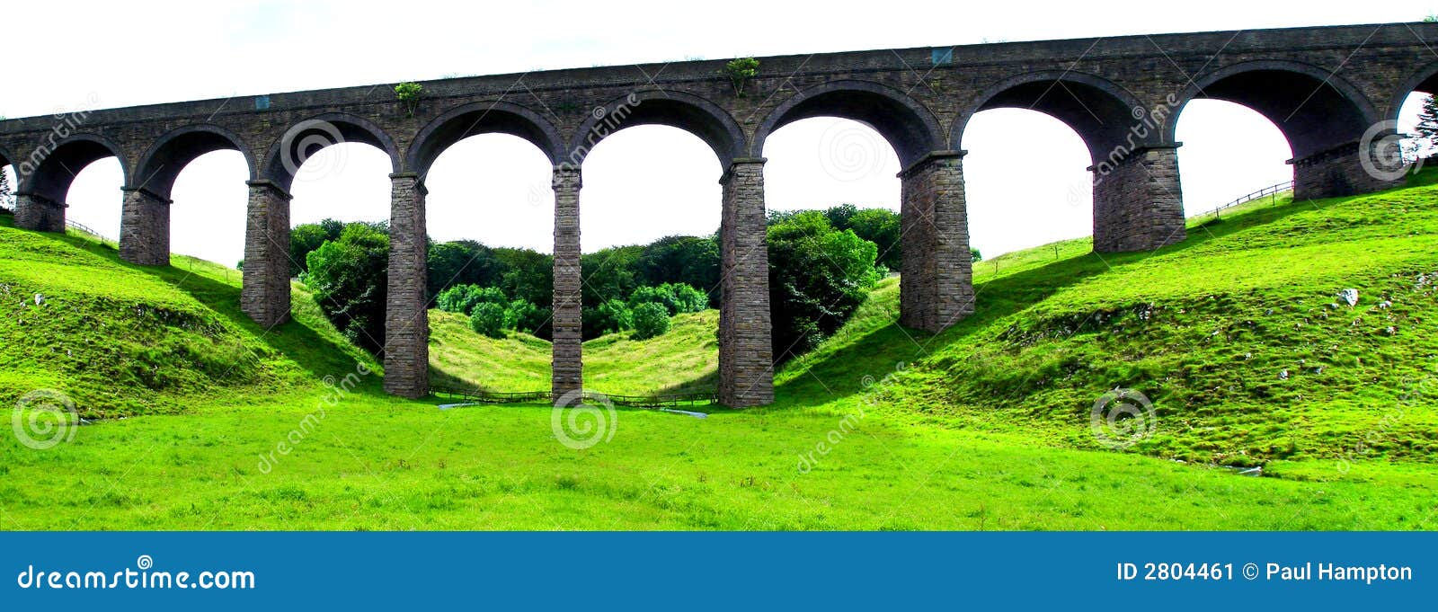Viaduct stock image. Image of viaduct, ruing, bridge, green - 2804461