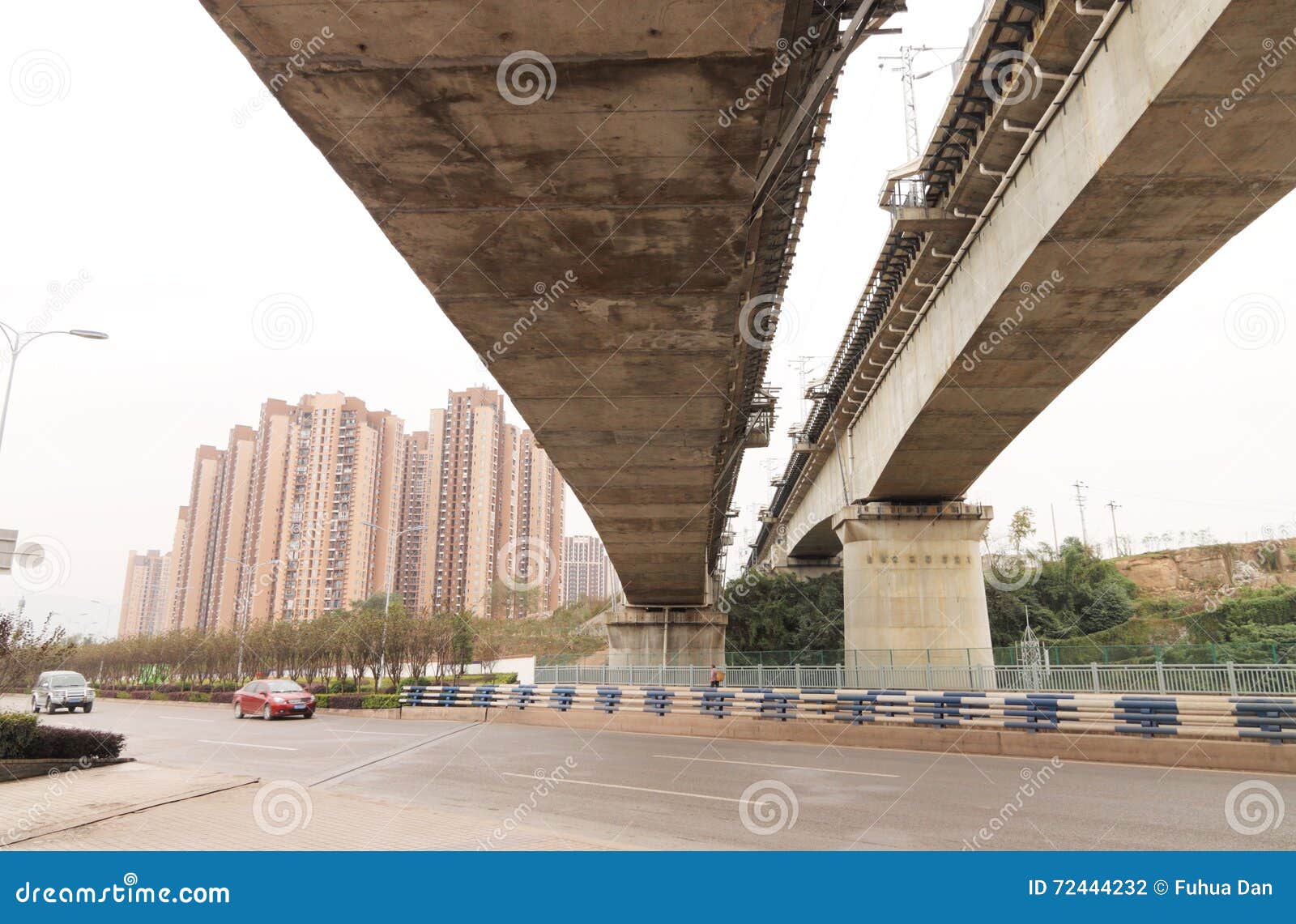 Viaduct stock photo. Image of building, streetlight, tree - 72444232