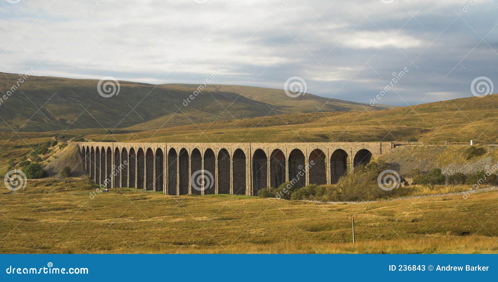 Viaducto imagen de archivo. Imagen de parque, viaducto - 236843