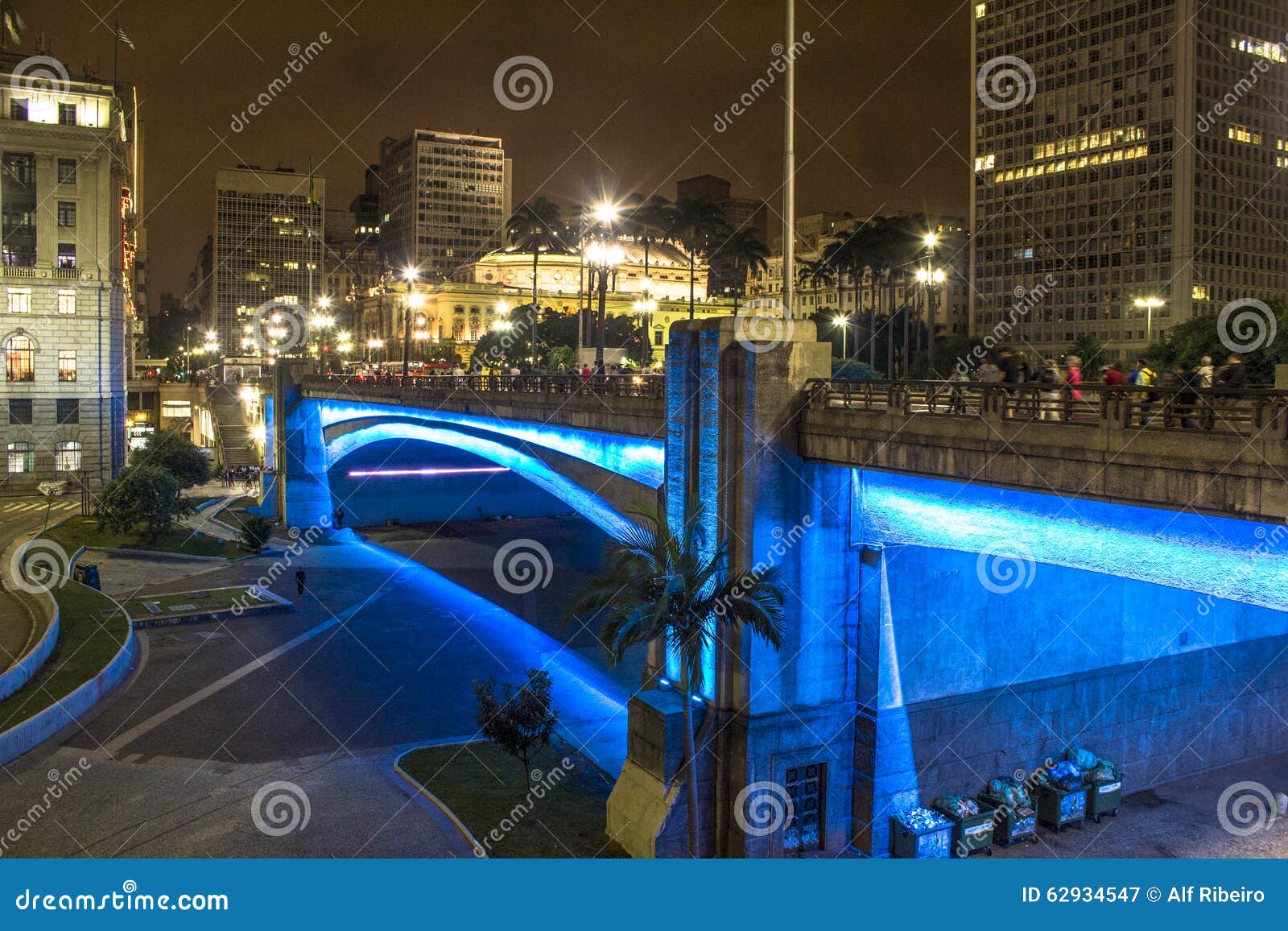 Viaduto do Cha redactionele fotografie. Image of metropool - 62934547