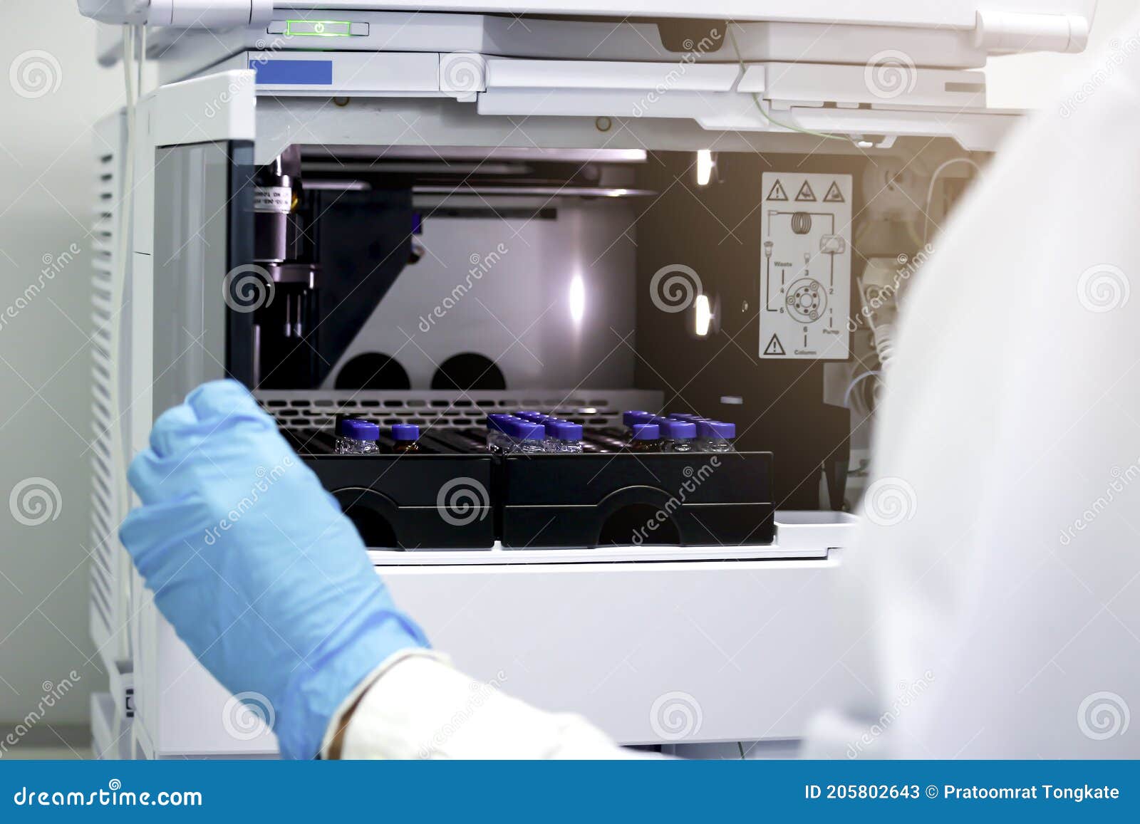 Vials Small Bottle in Tray Inside Injection Section of High Performance ... Vials Small Bottle in Tray Inside Injection Section of High Performance ...