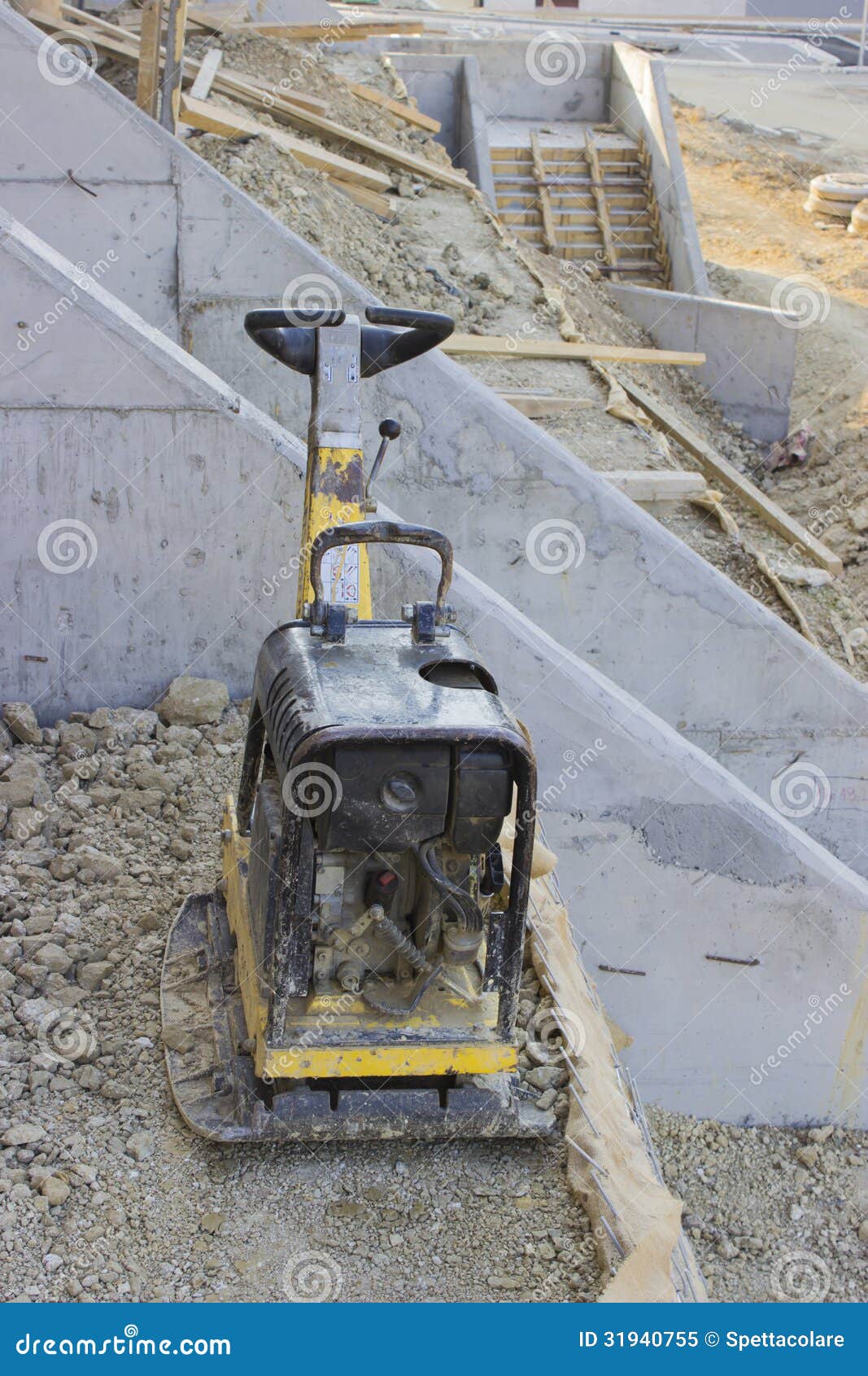 Vibrating machine stock image. Image of interstate, equipment - 31940755